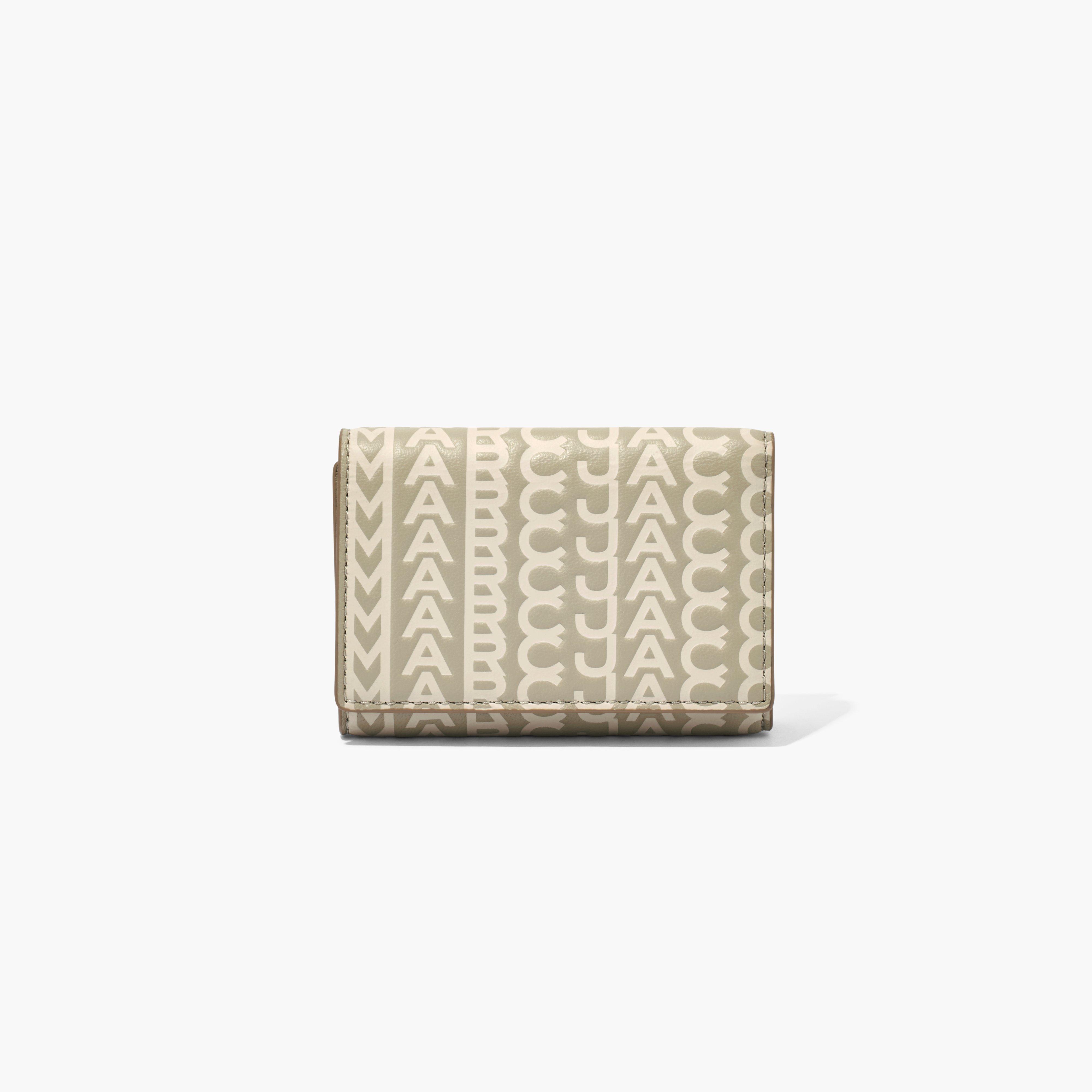 The Monogram Medium Trifold Wallet | Marc Jacobs | Official Site