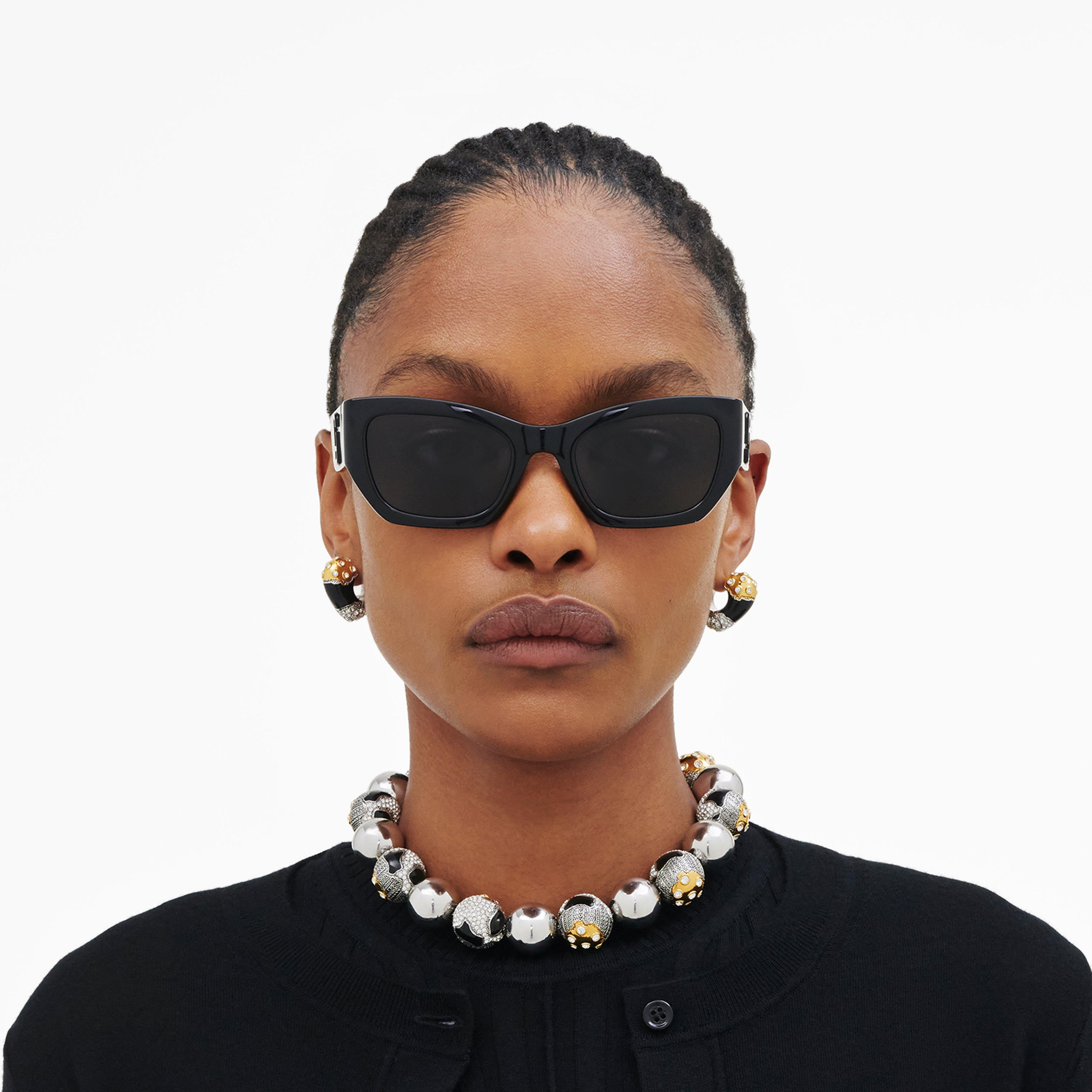 The J Marc Square Cat Eye Sunglasses | Marc Jacobs | Site Officiel