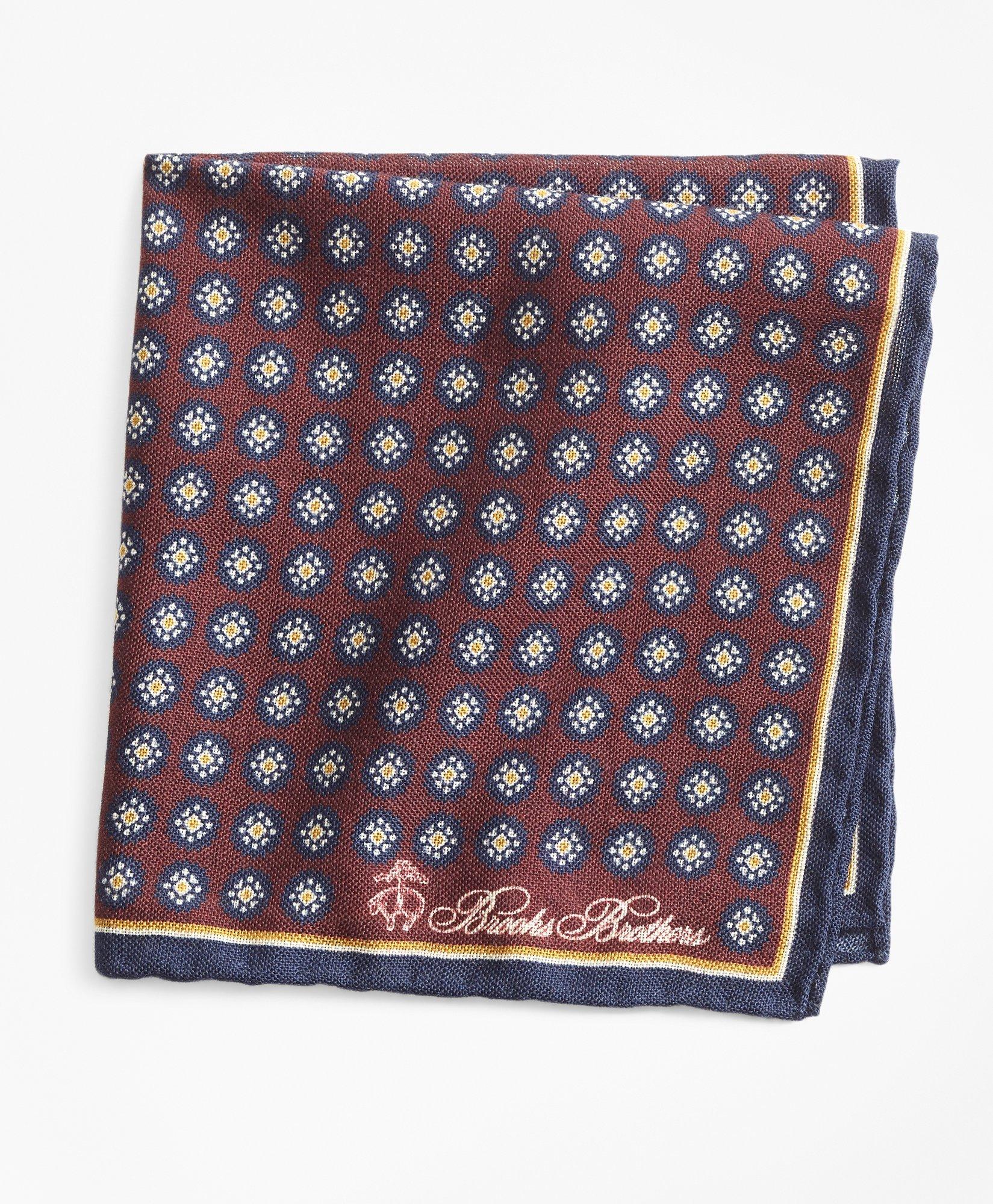 Medallion Pocket Square