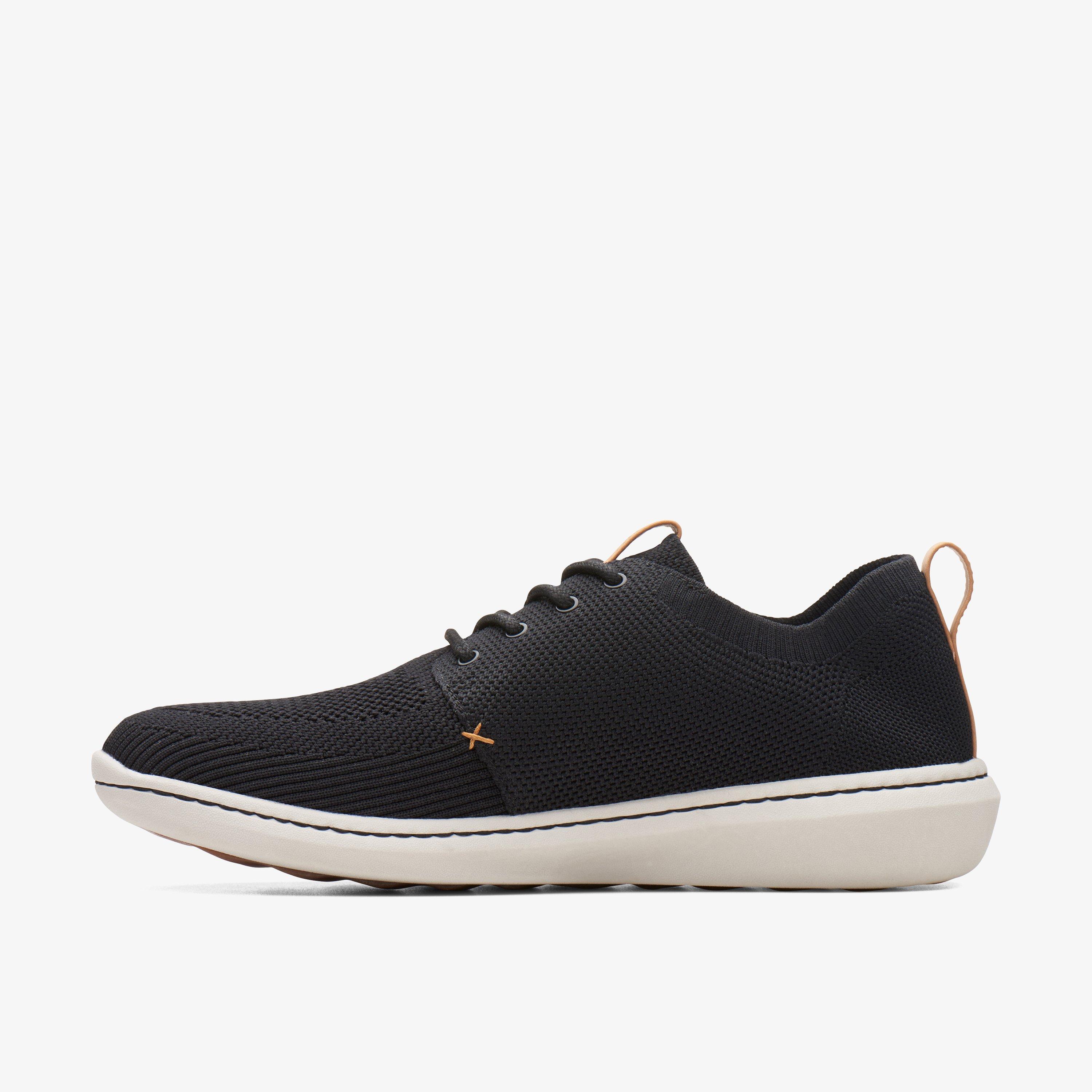 Entrenadores de cordones negros para hombres Step Urban Mix | Clarks