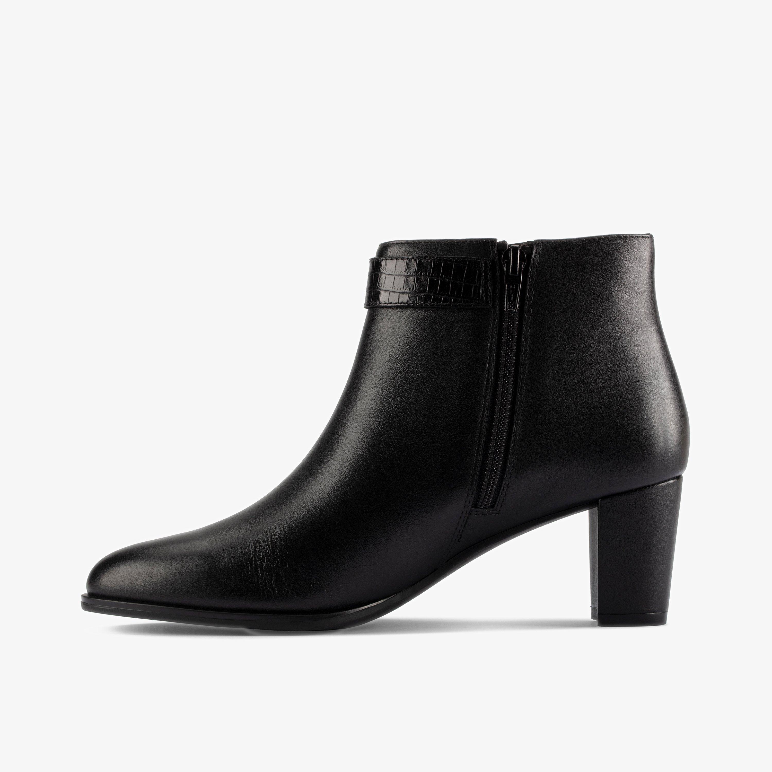Bottes à cheville en cuir noir Kaylin 60 pour femmes | Clarks