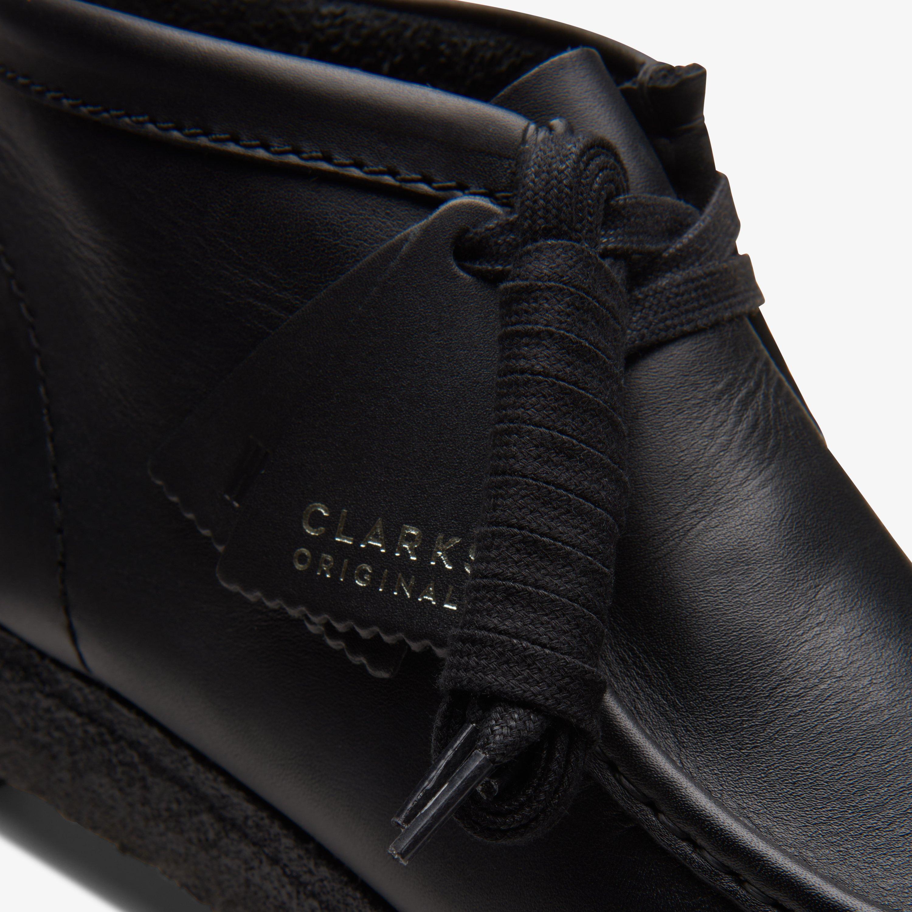 Men's Wallabee™ Boot Black Leather Boots | Clarks