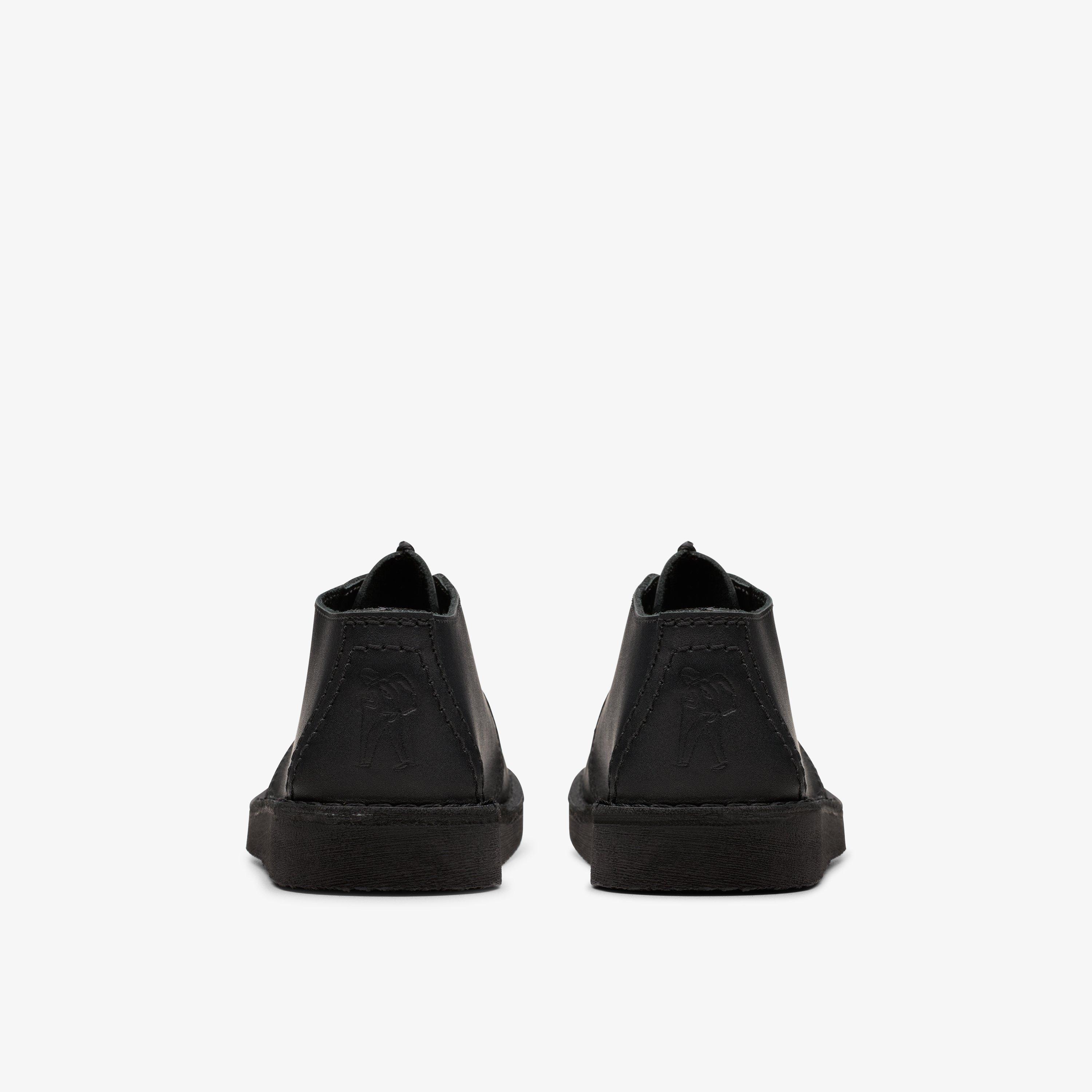 Kids Desert Trek Older Black Leather Desert Boot | Clarks