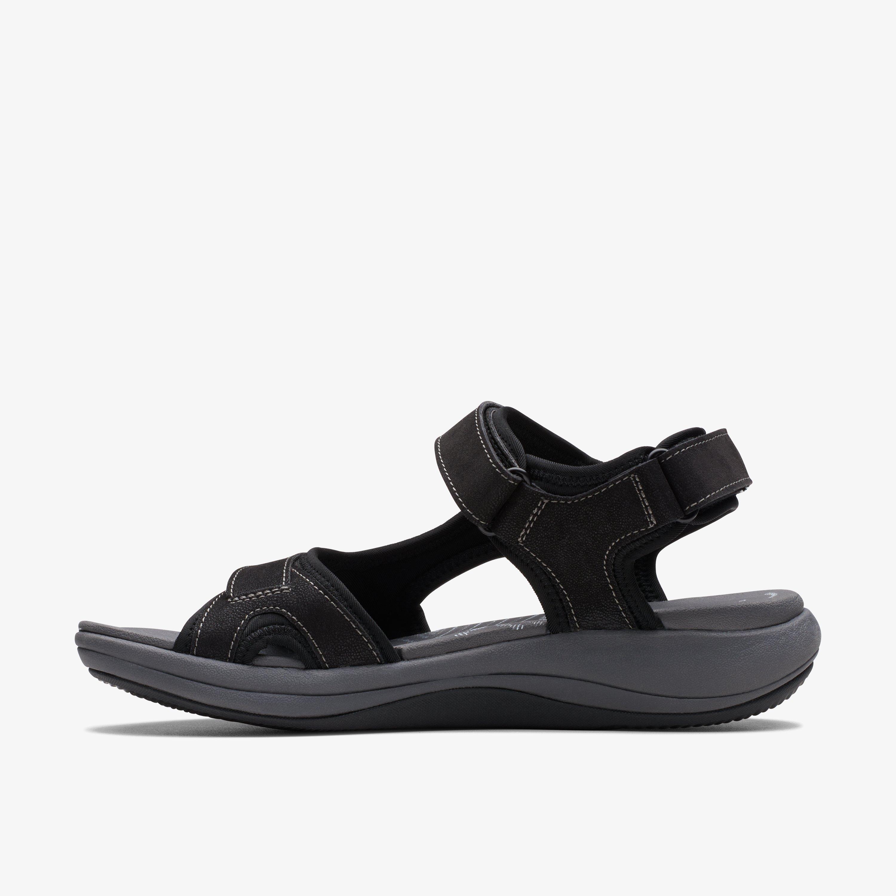 Womens Mira Bay Black Flat Sandals Walking Sandals | Clarks