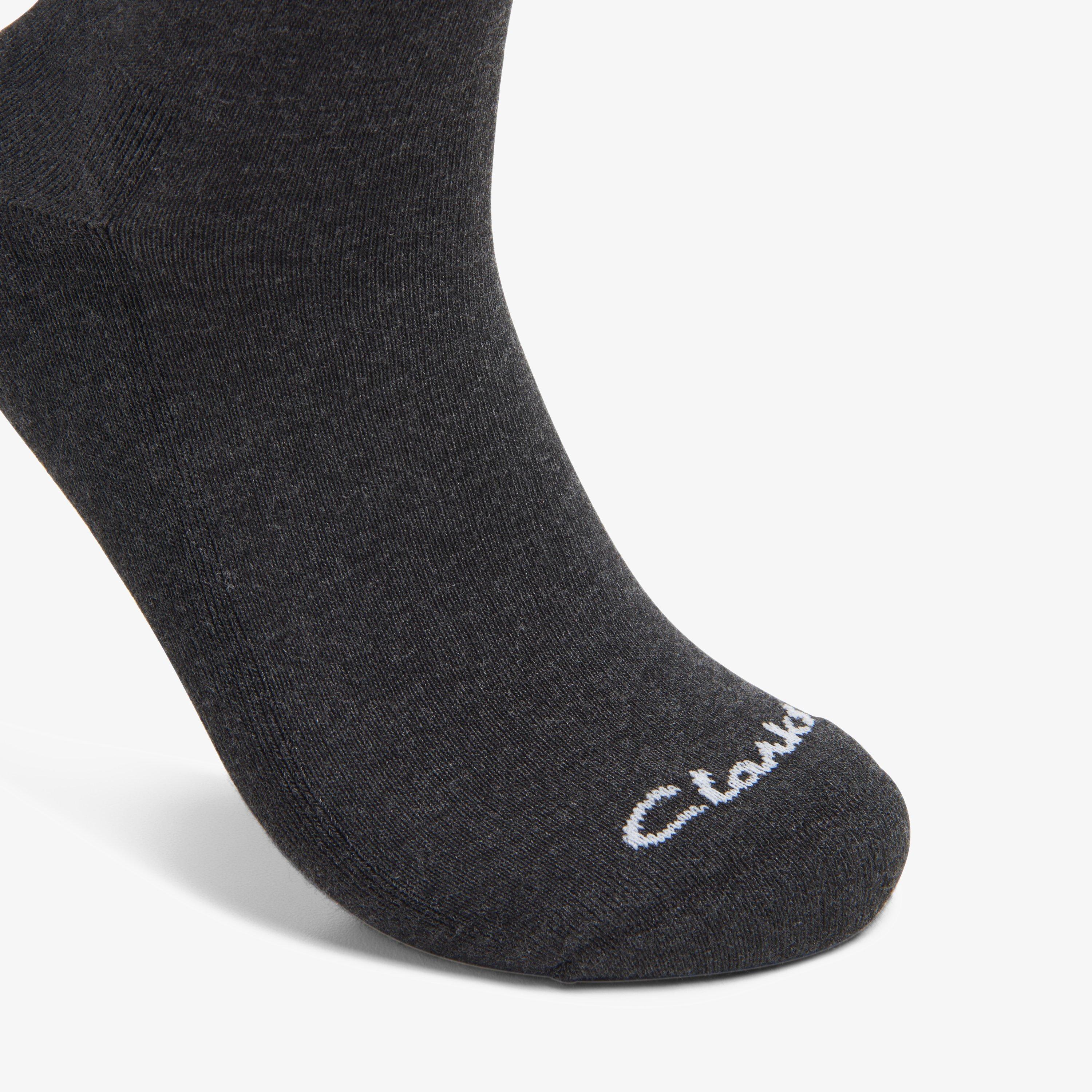 Mens Solid Crew Charcoal Socks | Clarks US