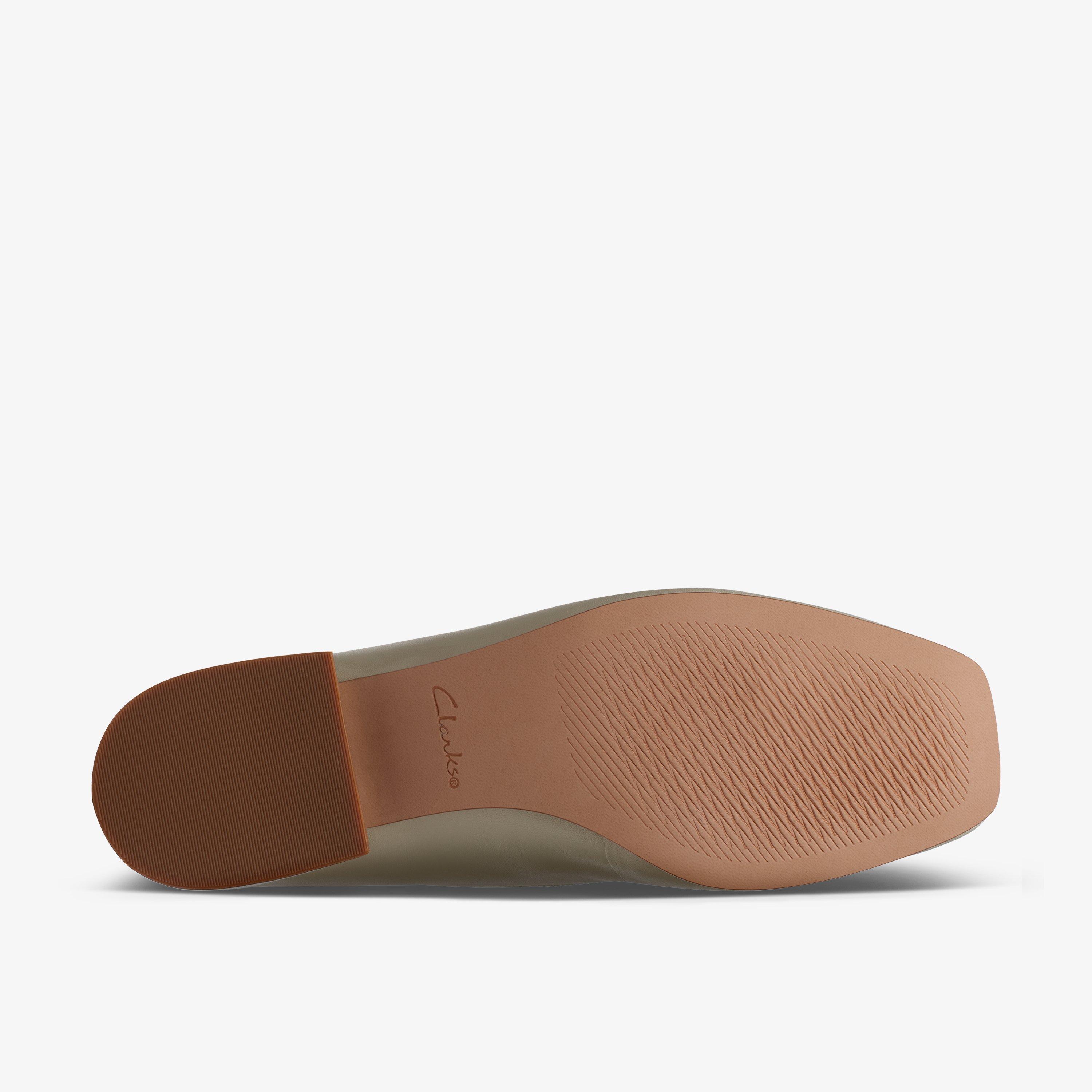 Womens Seren30 Easy Ivory Leather Shoes Loafers Slip Ons | Clarks Outlet