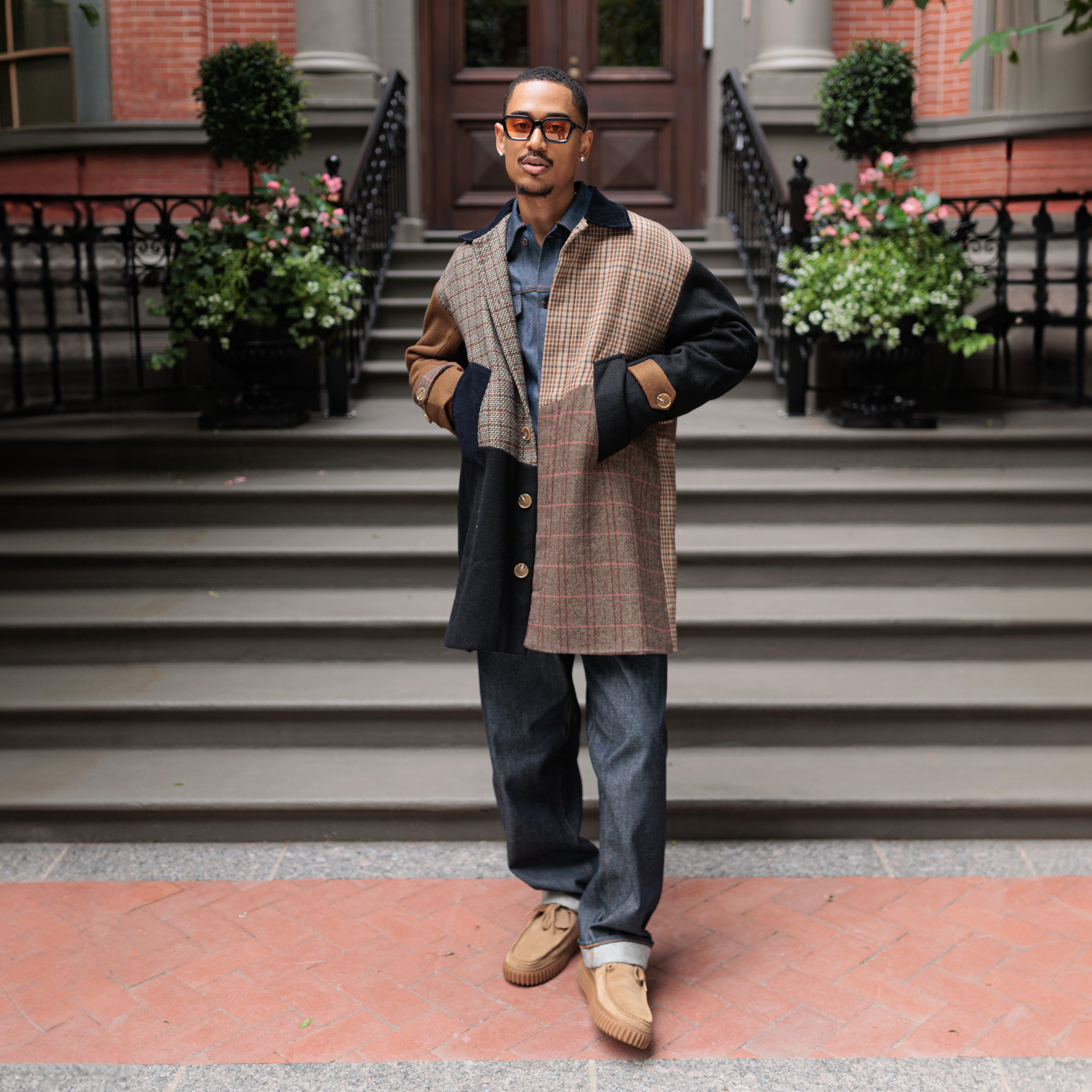 Men's Torhill Lo Dark Sand Suede Shoes | Clarks