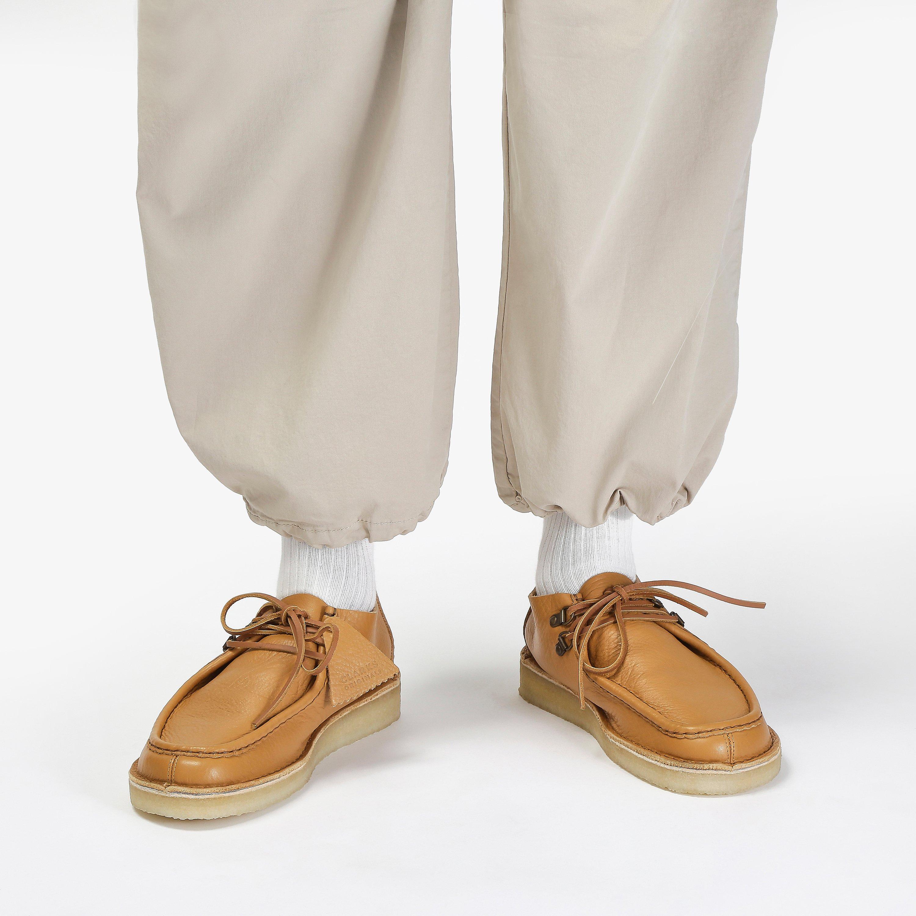 MENS Desert Nomad Curry Leather Desert Boots | Clarks US