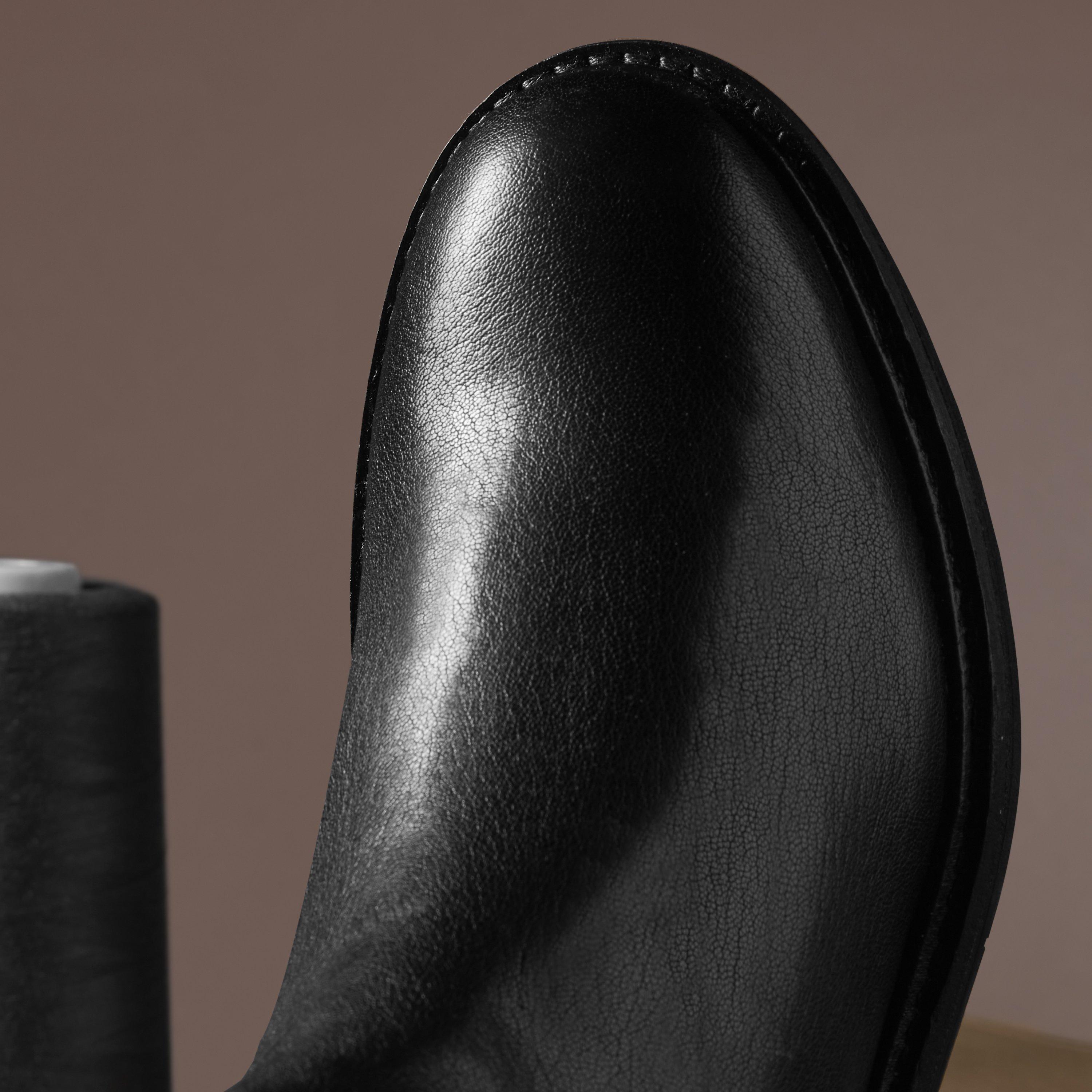 Womens Cologne Arlo 2 Black Leather Ankle Boots Chelsea Boots | Clarks ...