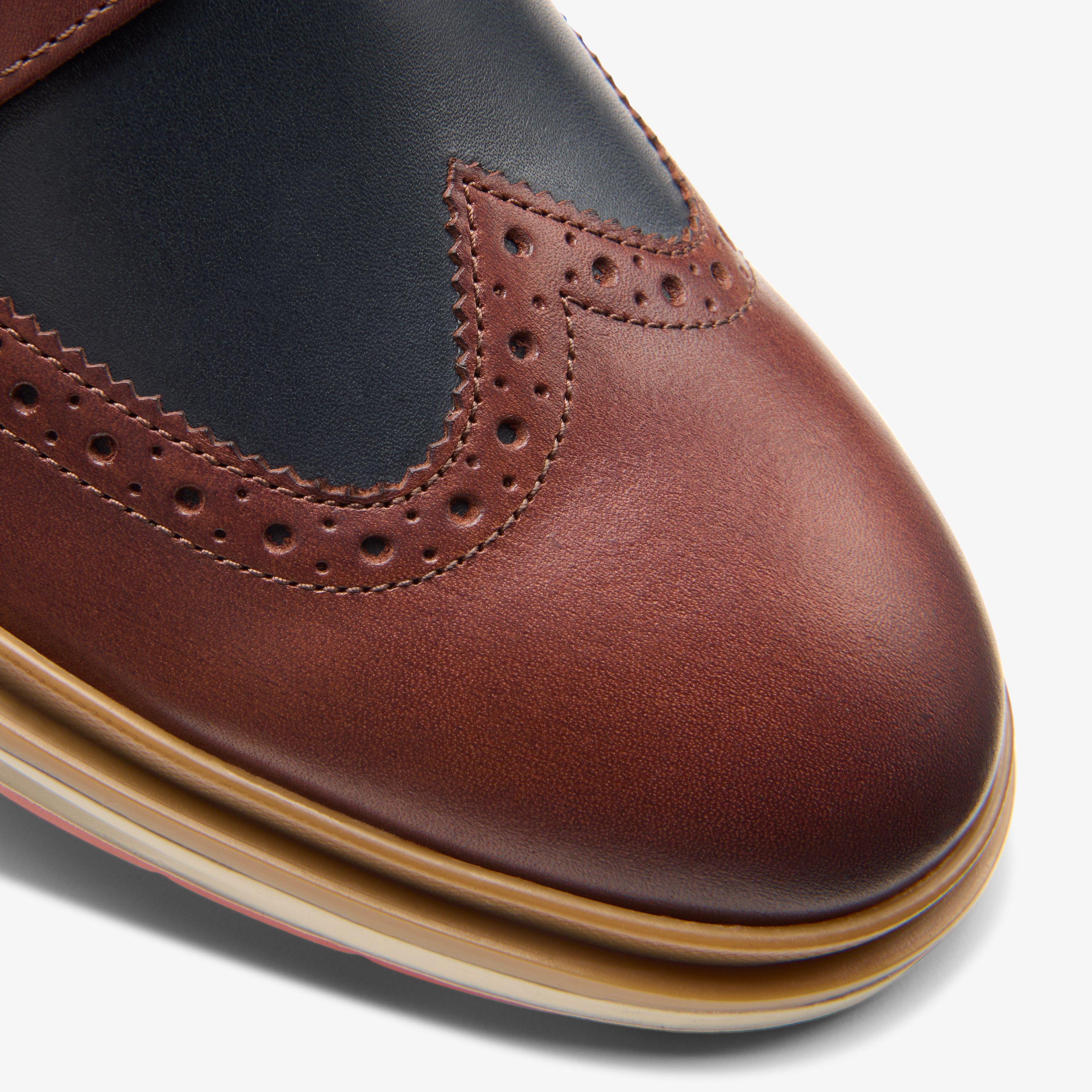 Mens Chantry Wing British Tan Combination Oxfords Shoes | Clarks