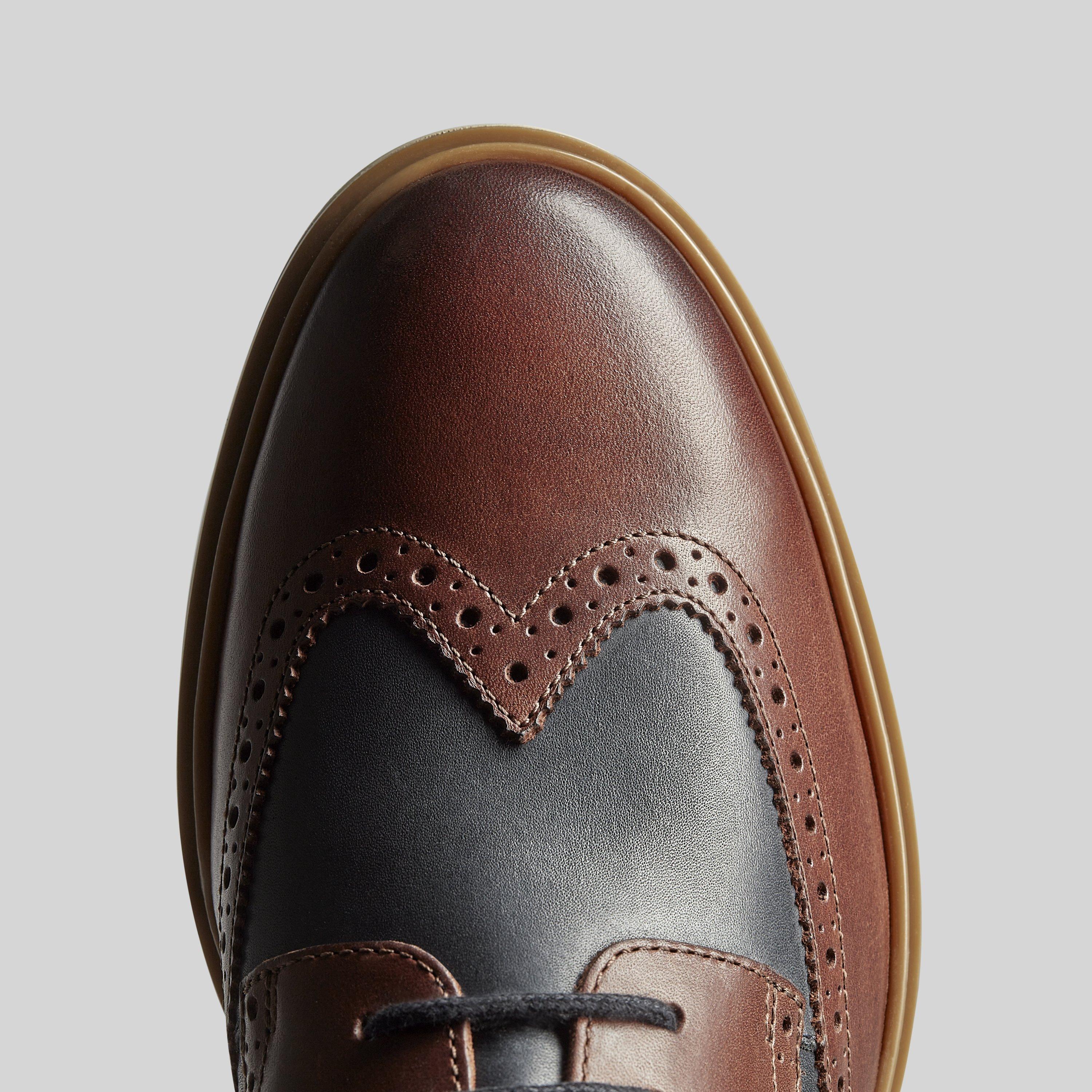 Mens Chantry Wing British Tan Combination Oxfords Shoes | Clarks