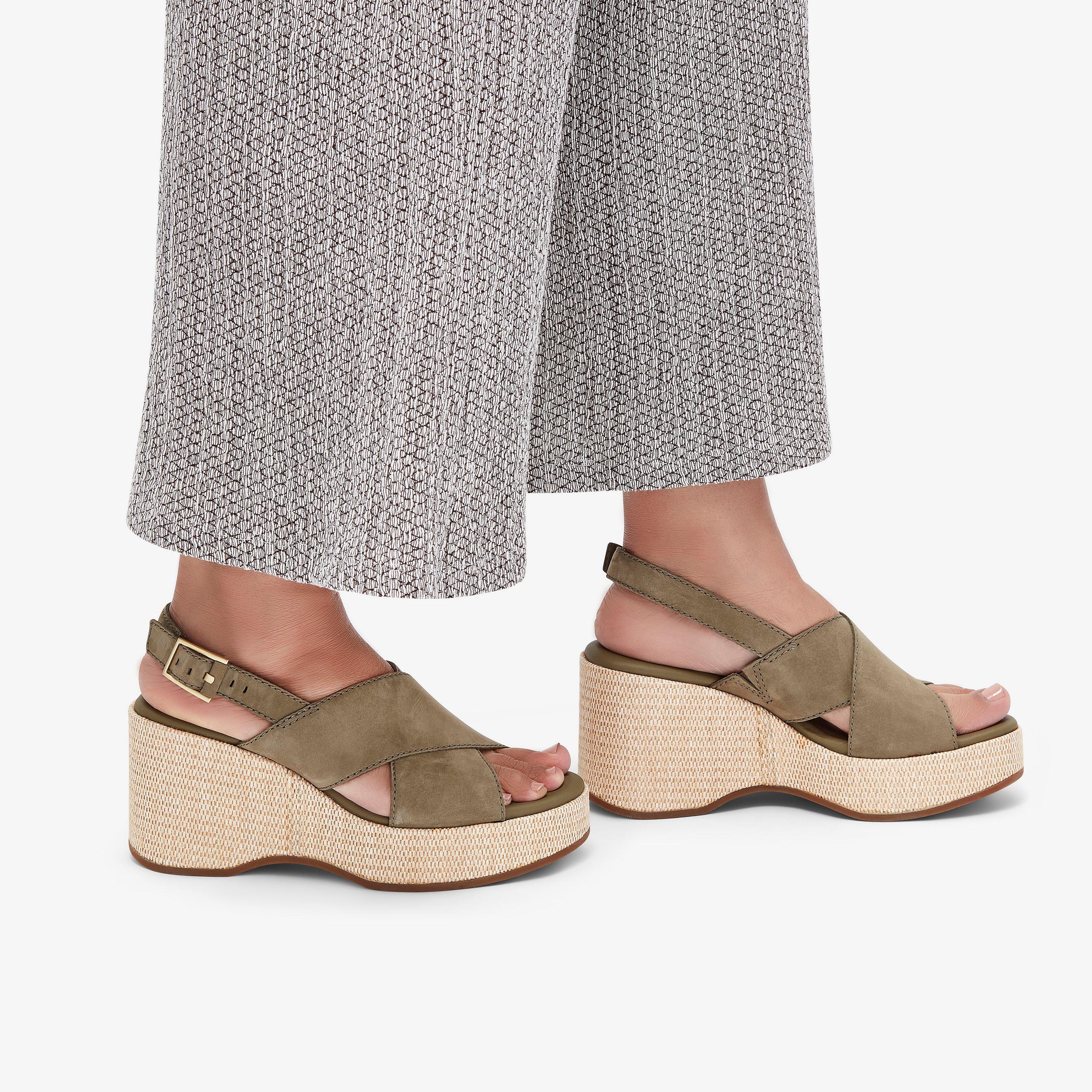 Sandalias de cuña con plataforma de nobuk verde oliva para mujeres ...