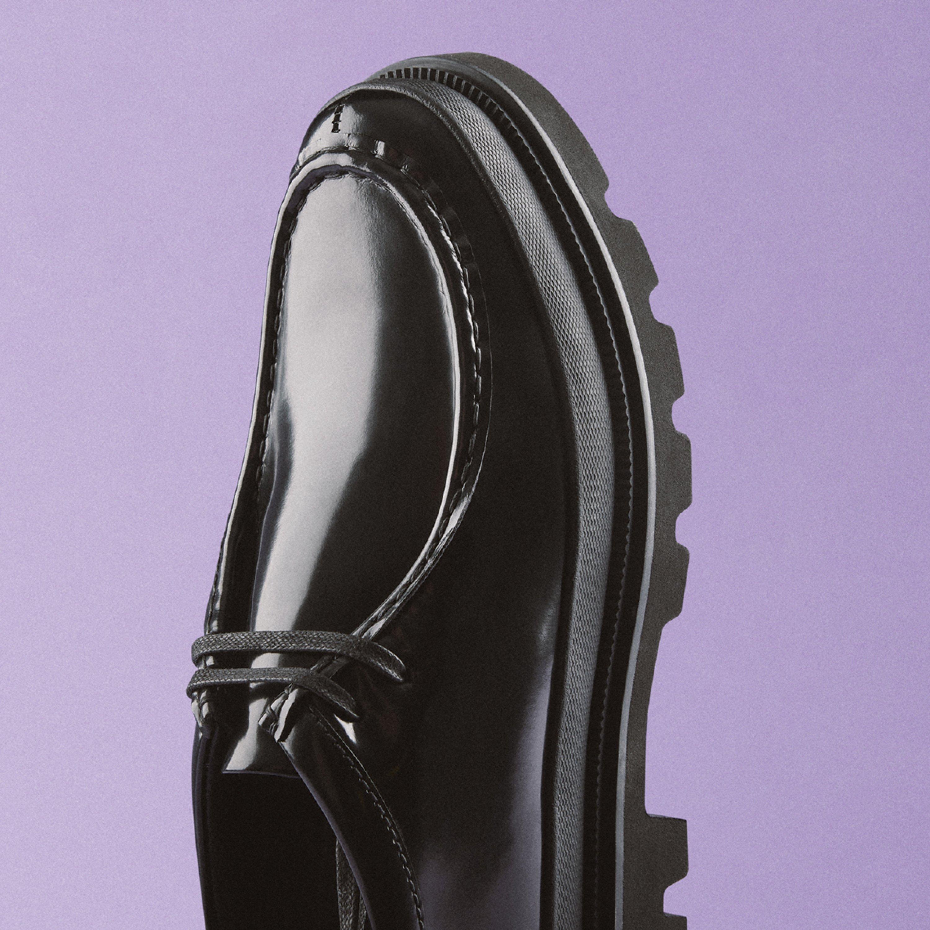 Mens Badell Seam Black Hi Shine Leather Lace Up Shoes | Clarks