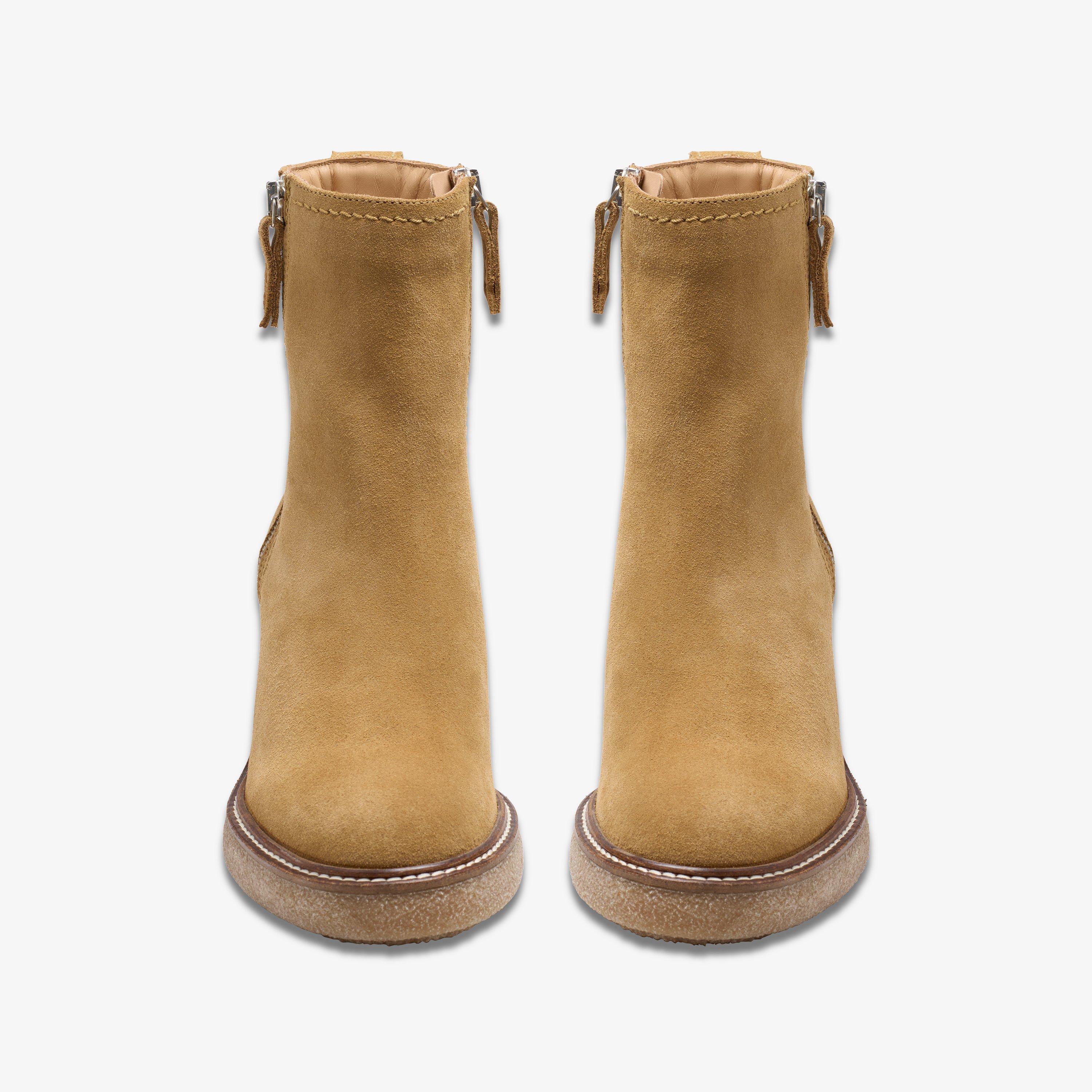 Bottines en daim beige clair pour femmes | Clarks