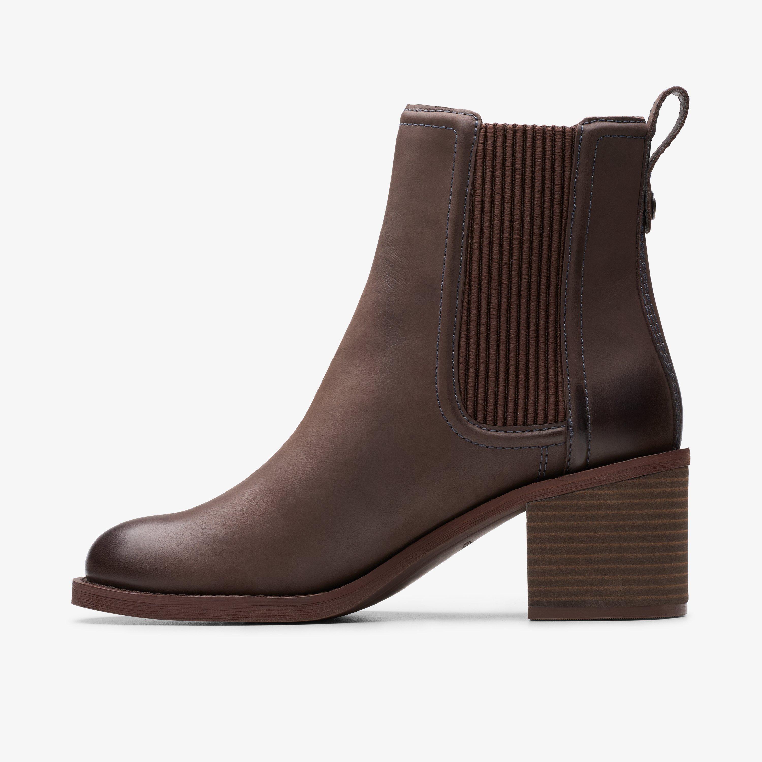 Bottes Chelsea à cheville en cuir marron foncé pour femmes Chamberly ...