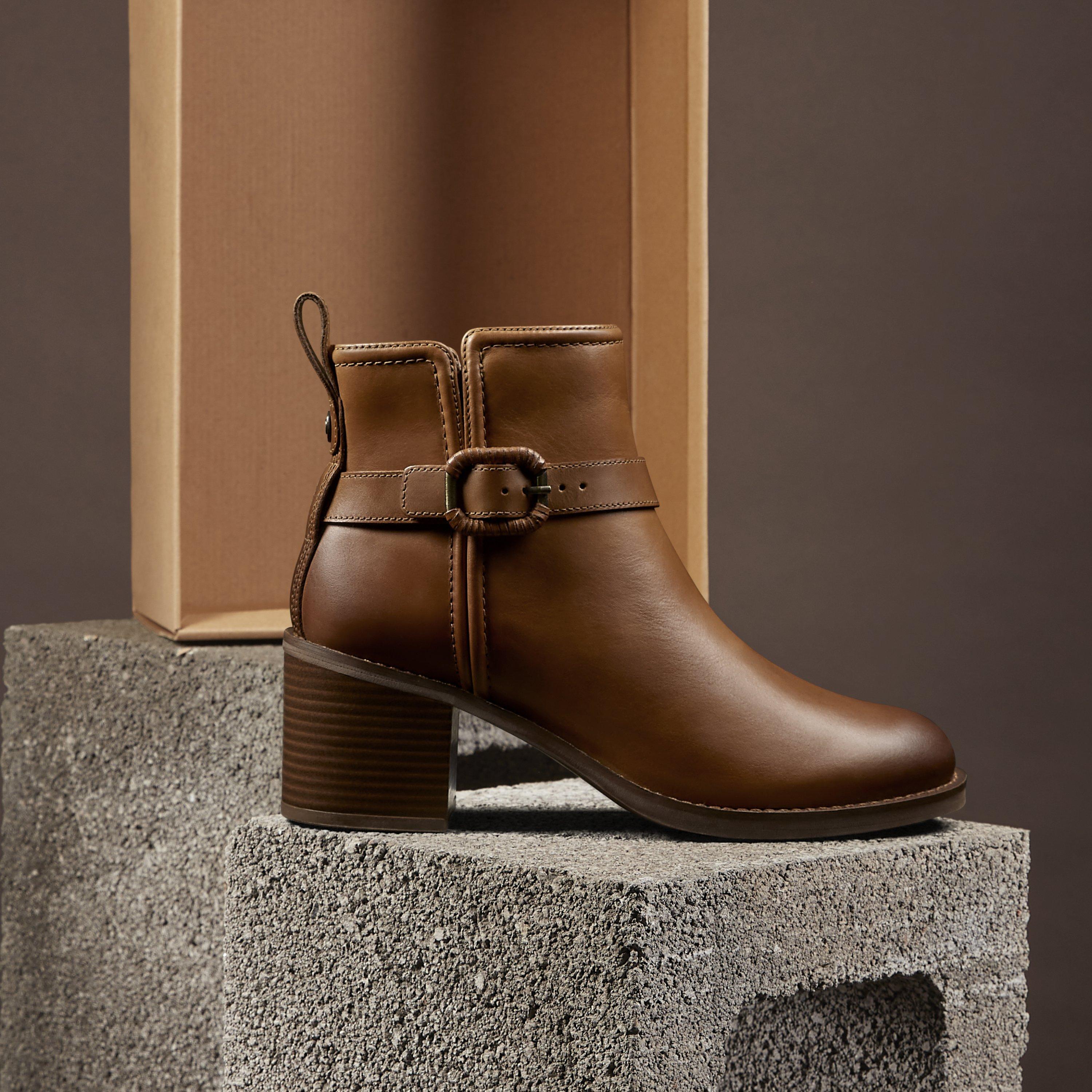 Womens Chamberly Trim Mid Tan Leather Ankle Boots Boots | Clarks UK