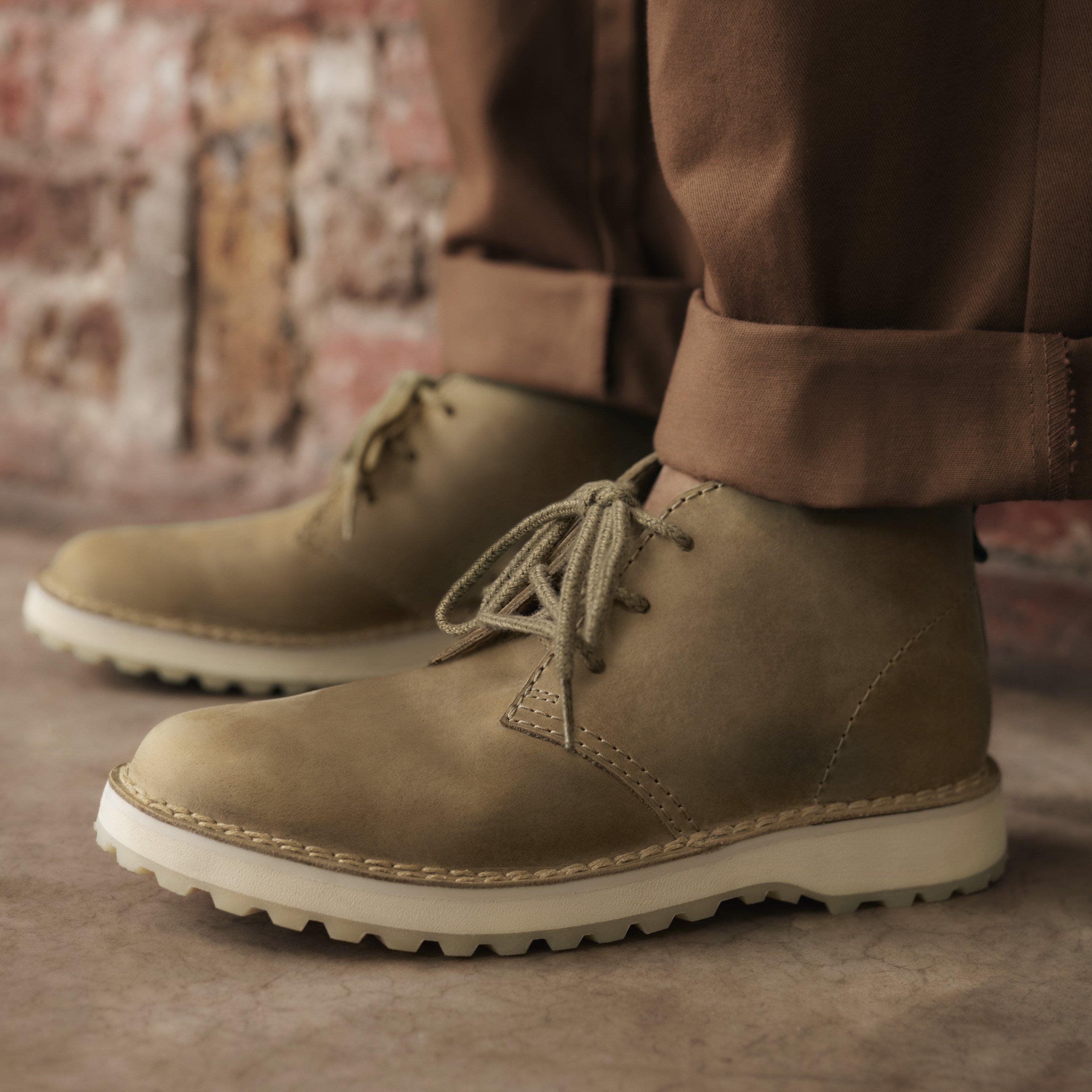 Mens Solsbury Desert Boot Dark Sand Leather Shoes | Clarks US