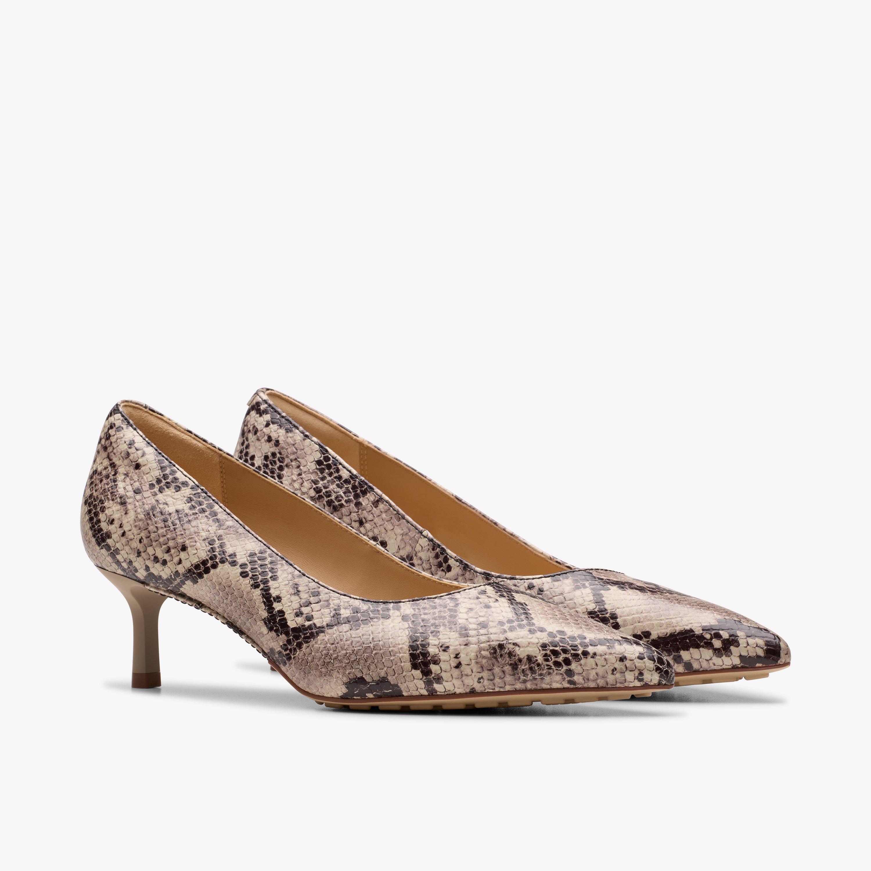 Pumps Adela Court aus grauem Leder mit Schlangenmuster für Damen | Clarks