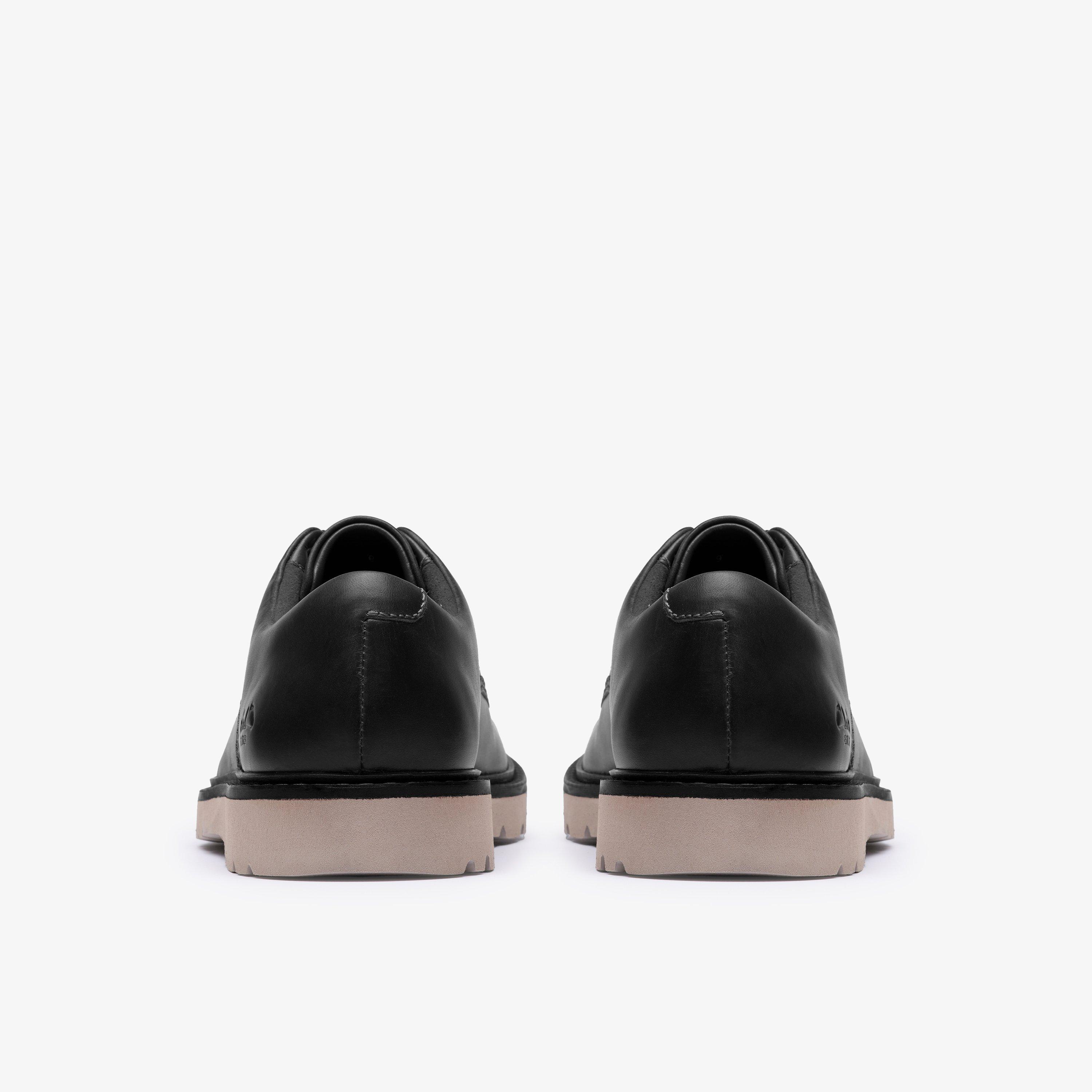 Mens Eastridge Low Black Leather Brogues | Clarks Outlet