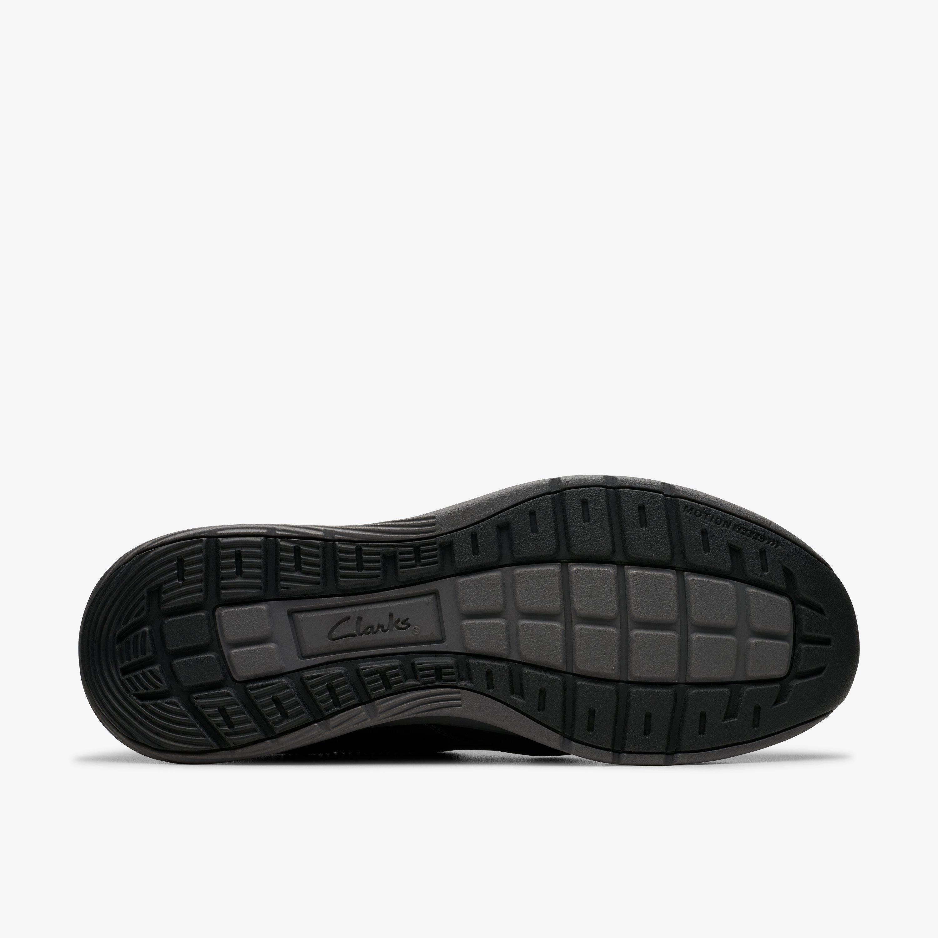 Herren Motion Trek EZ schwarze Leder-Slip-On-Trainer Wandertrainer | Clarks