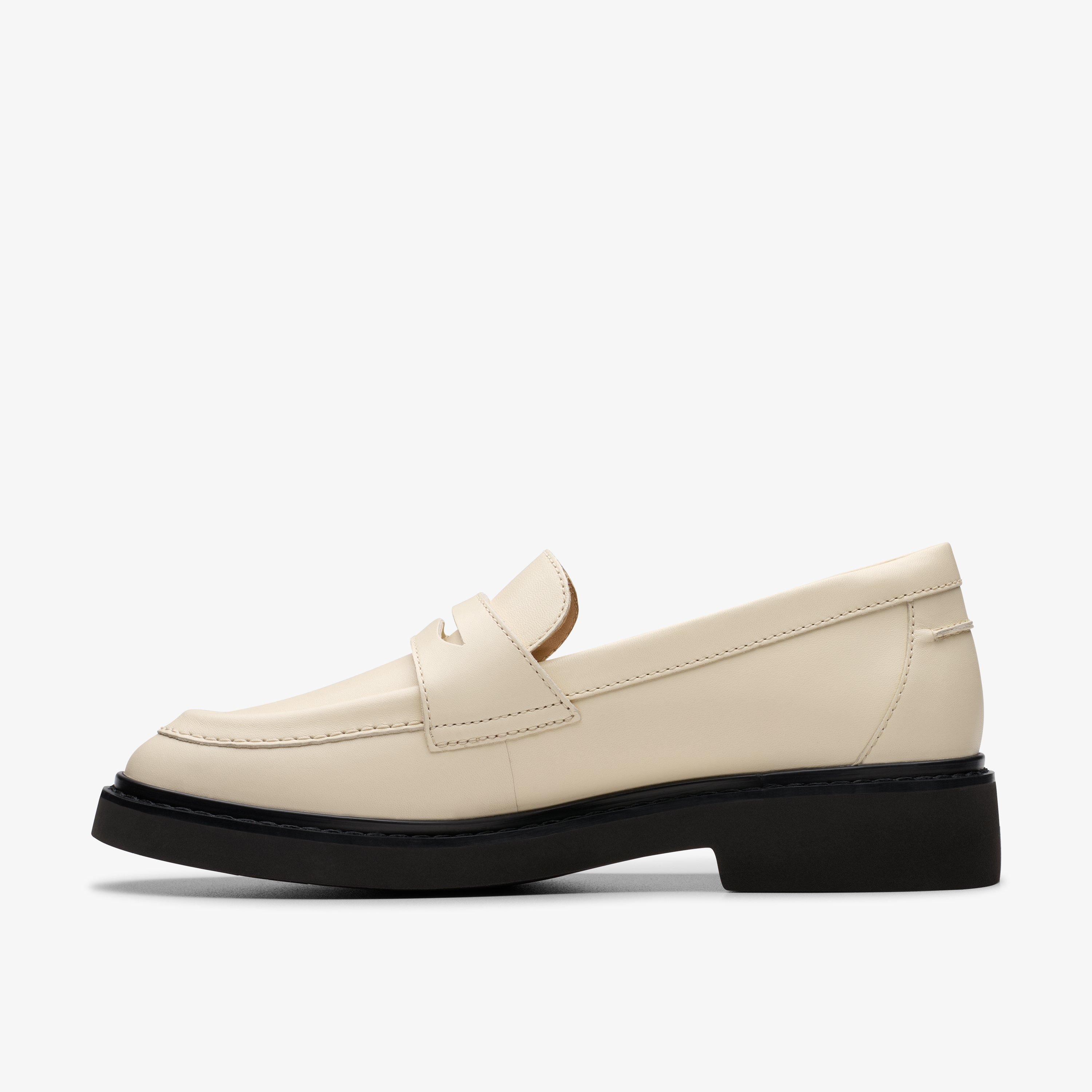 FEMME Splend Edge en cuir crème Chaussures | Clarks