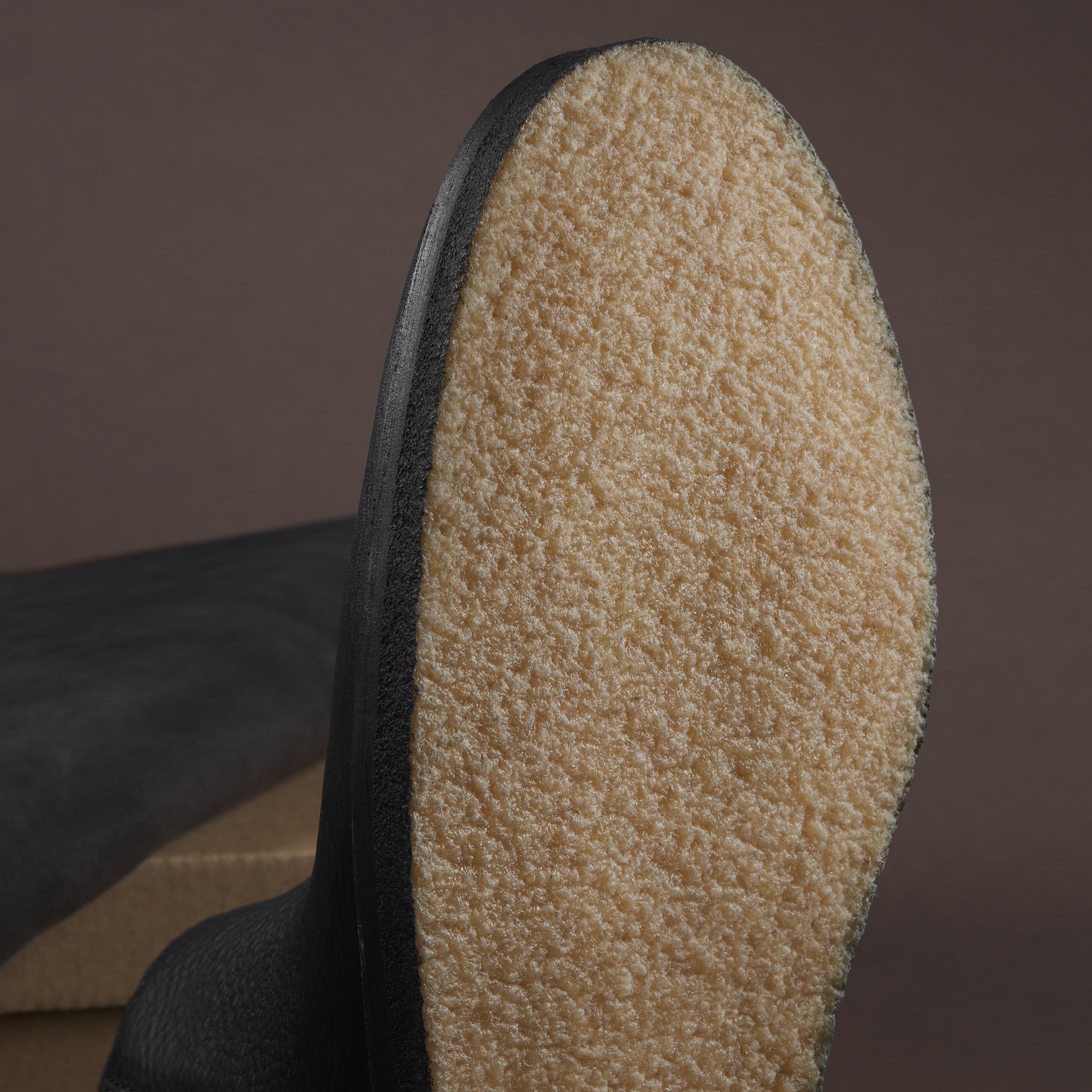 Mens Clarkdale Easy Black Leather Chelsea Boots