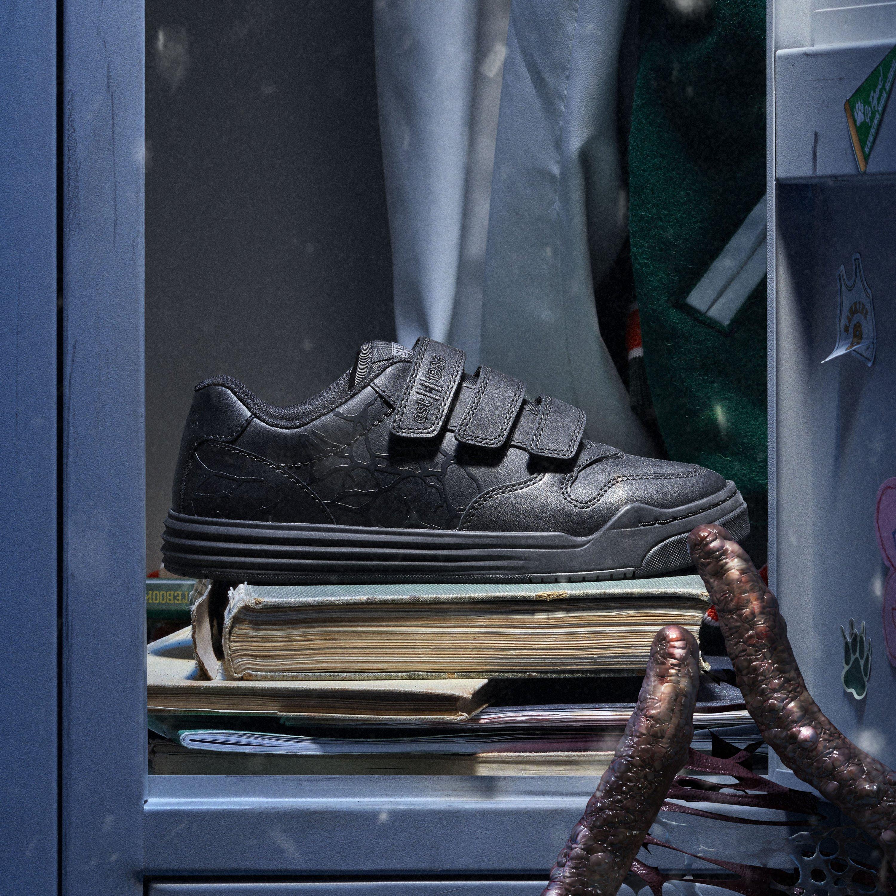 Boys Stranger Things Urban Ace Kid Black Shoes | Clarks