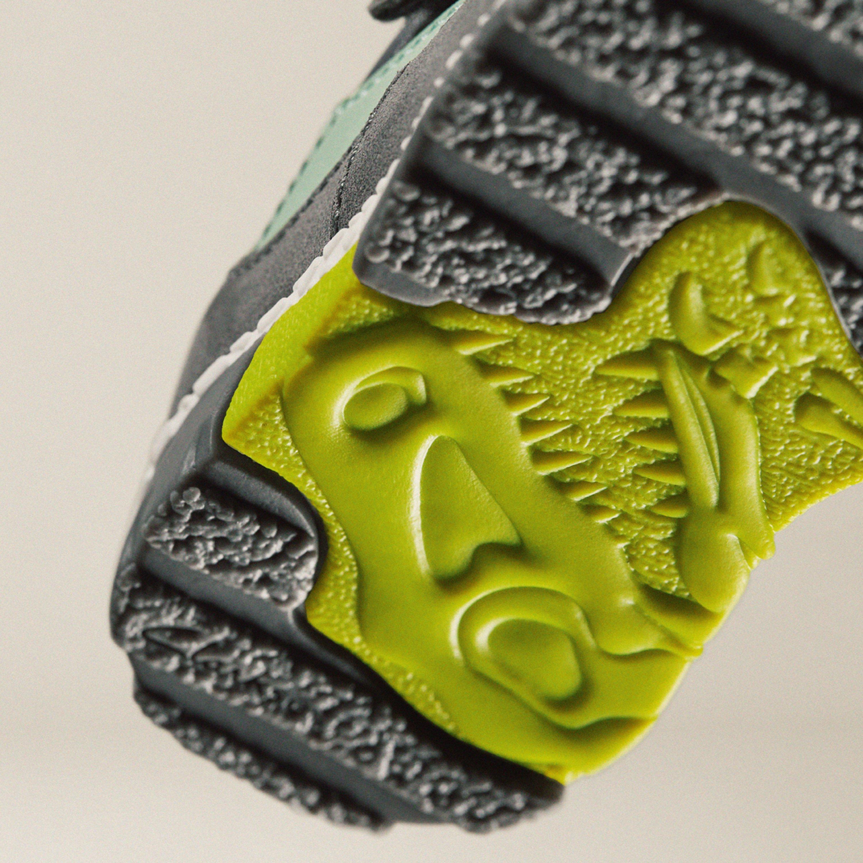 Entrenadores para niños pequeños Steggy 2 Park Gris/Verde | Clarks