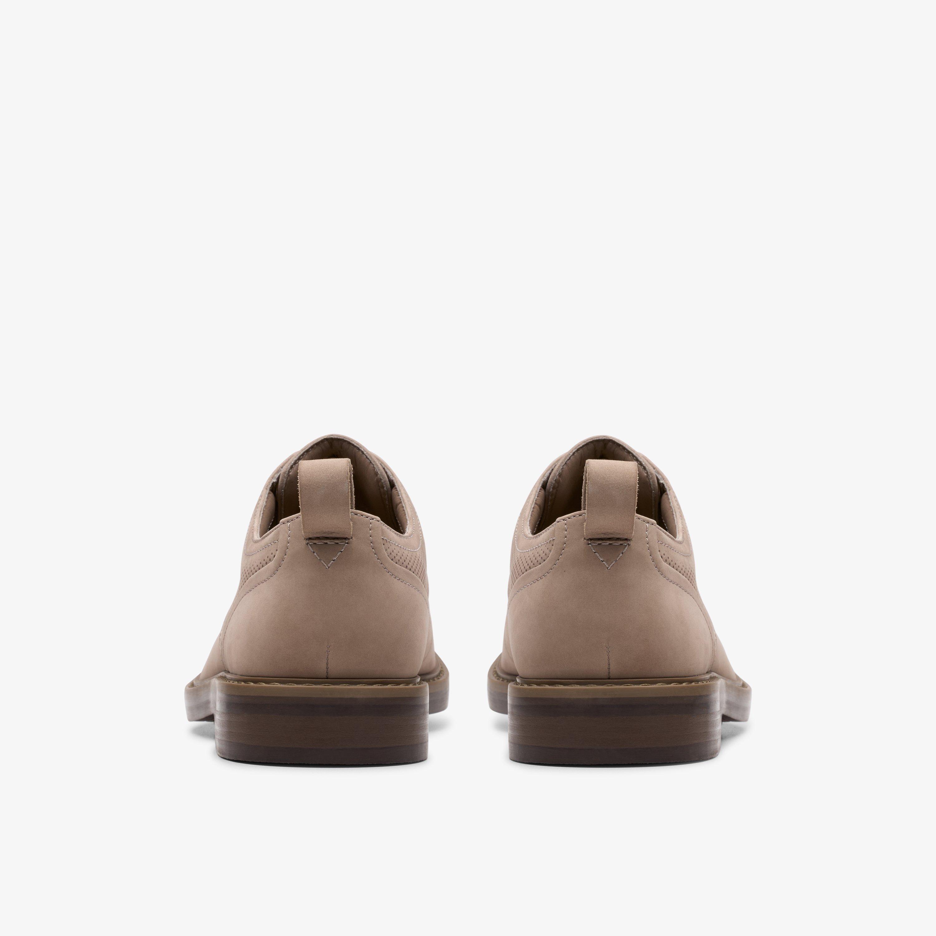 Chaussures Oxford Aldwin Lace en nubuck gris pour homme | Clarks