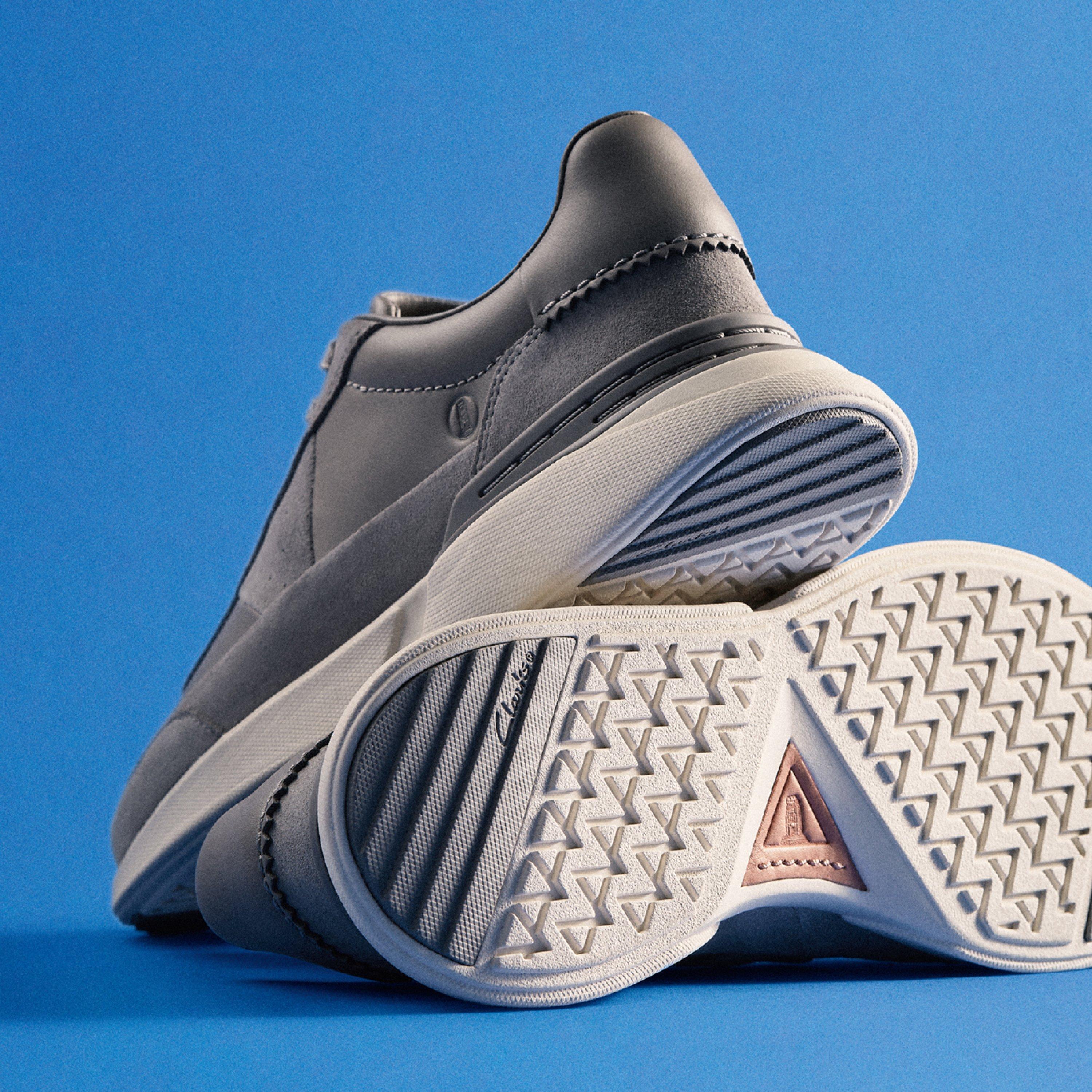 Entrenadores con cordones de cuero gris para hombres Craft Pace | Clarks