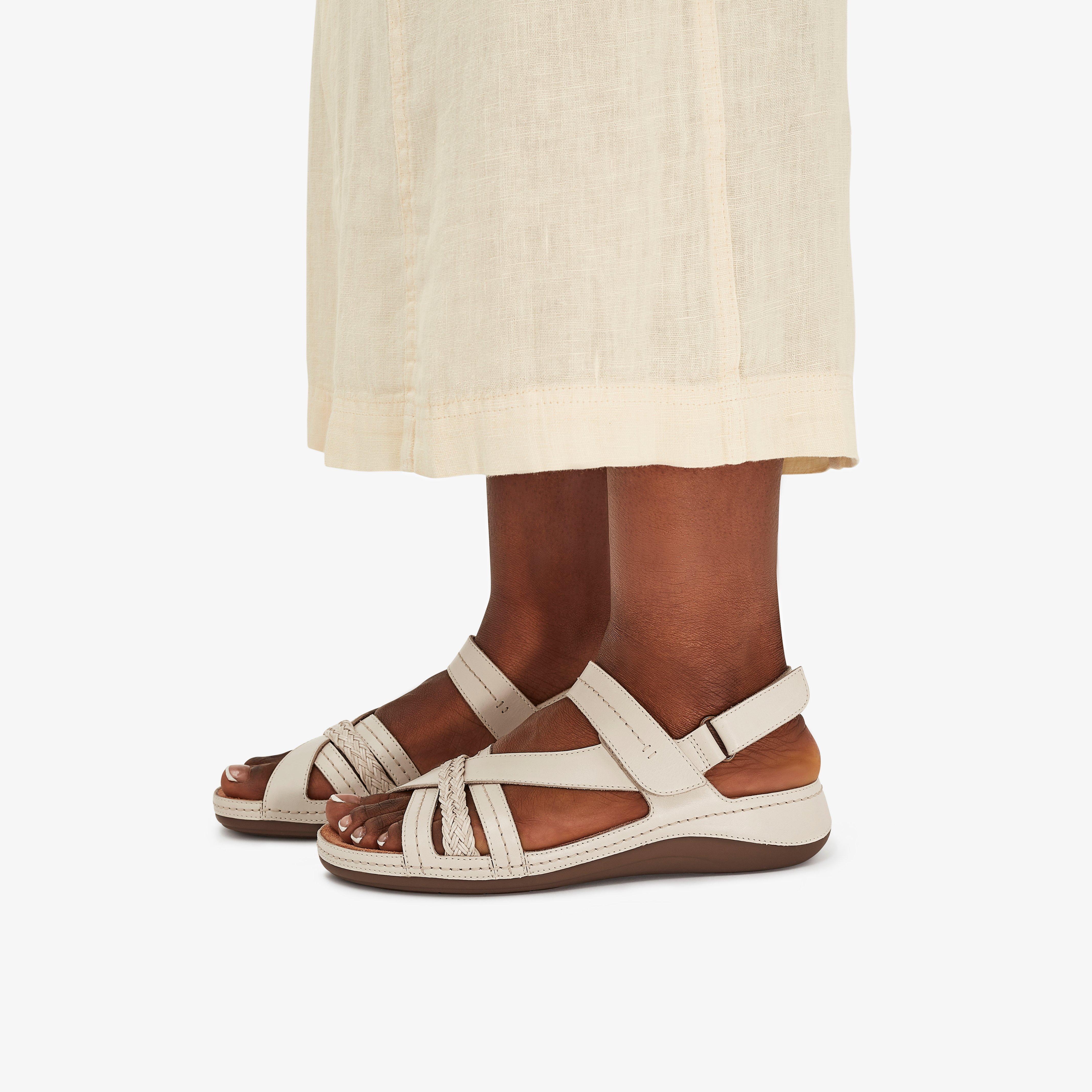 Women's Cecily Strap Cream Leather Strappy Sandals | Clarks