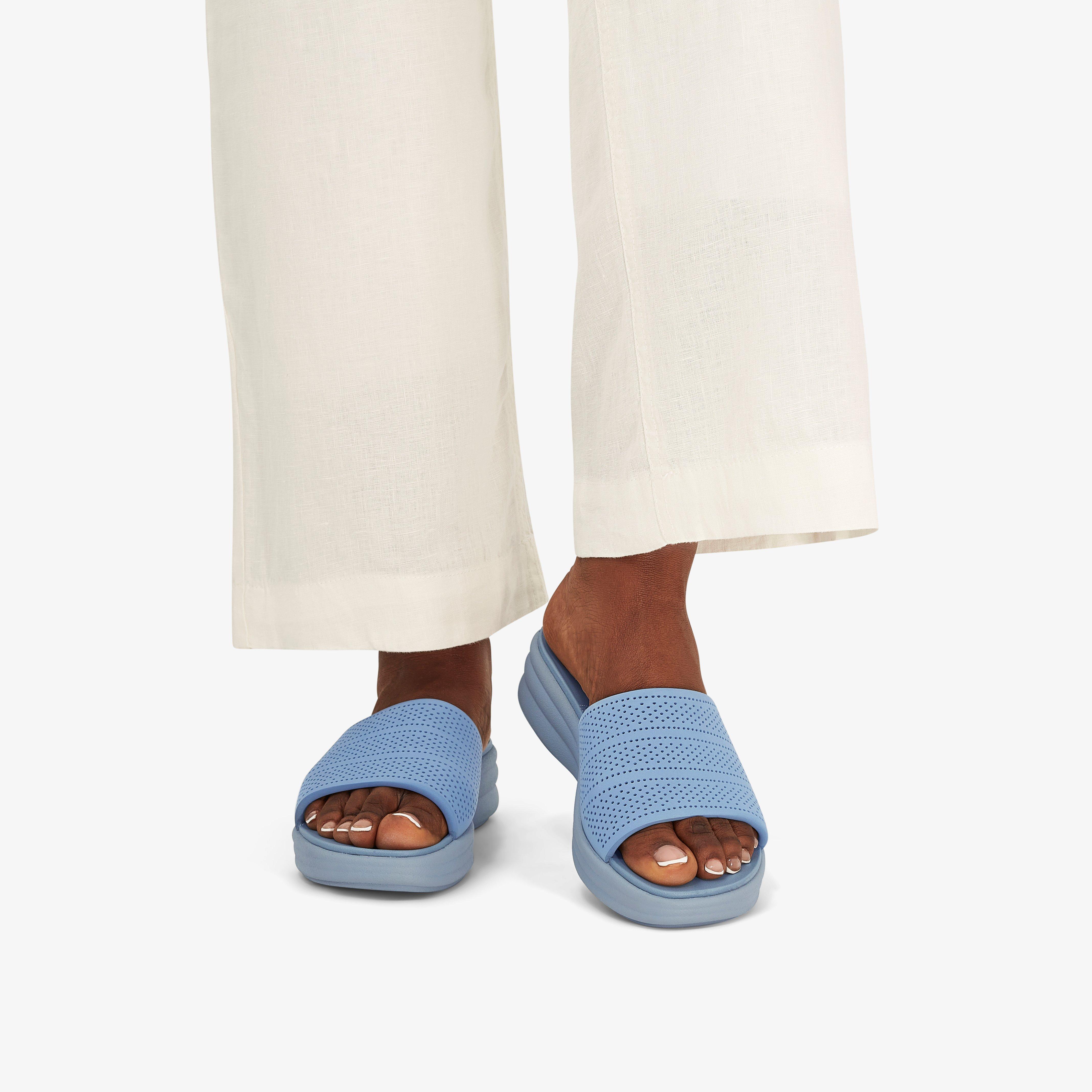 Womens Drift Twist Light Blue Sliders Flat Sandals | Clarks