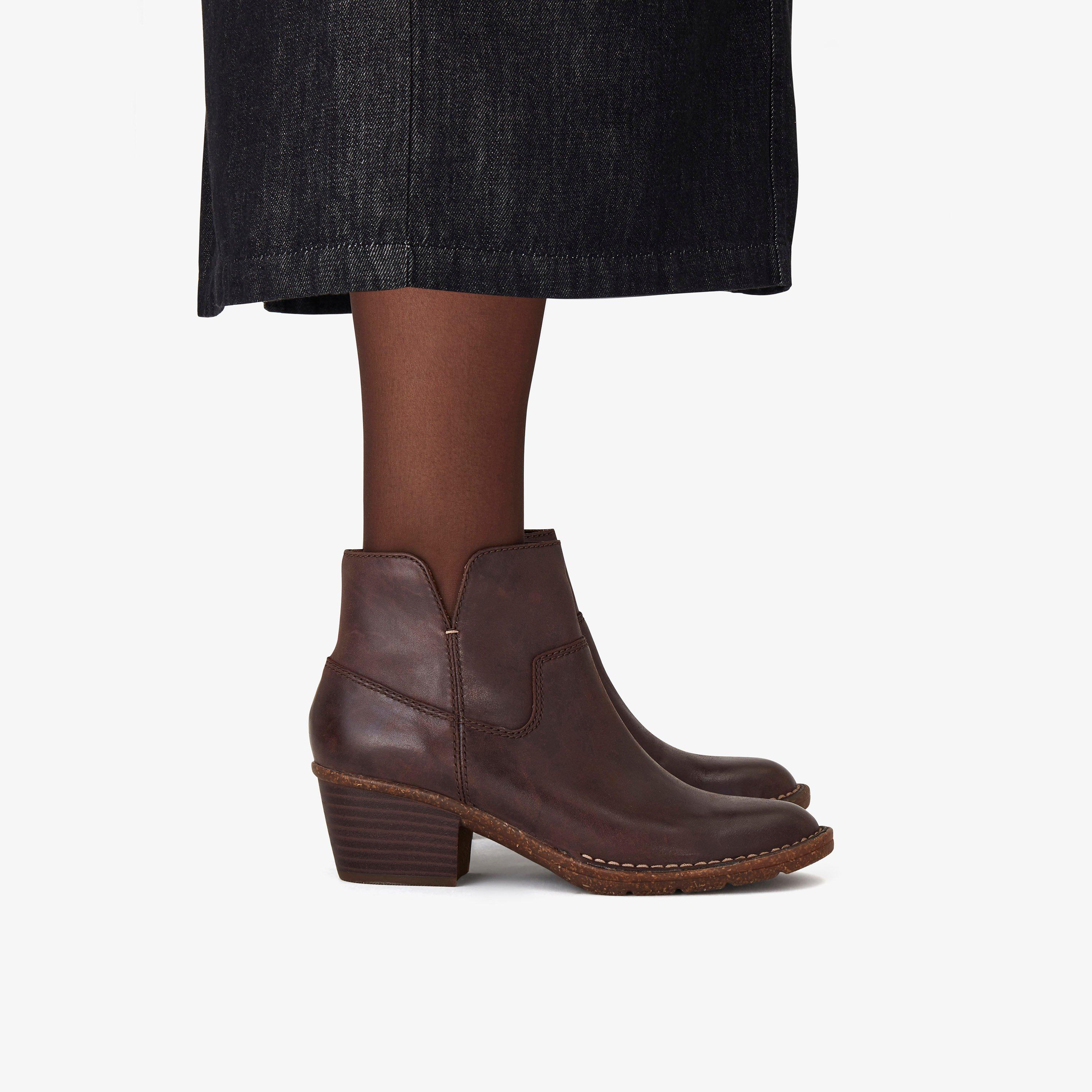 Botas Chelsea de cuero marrón para mujeres Kastela Top | Clarks