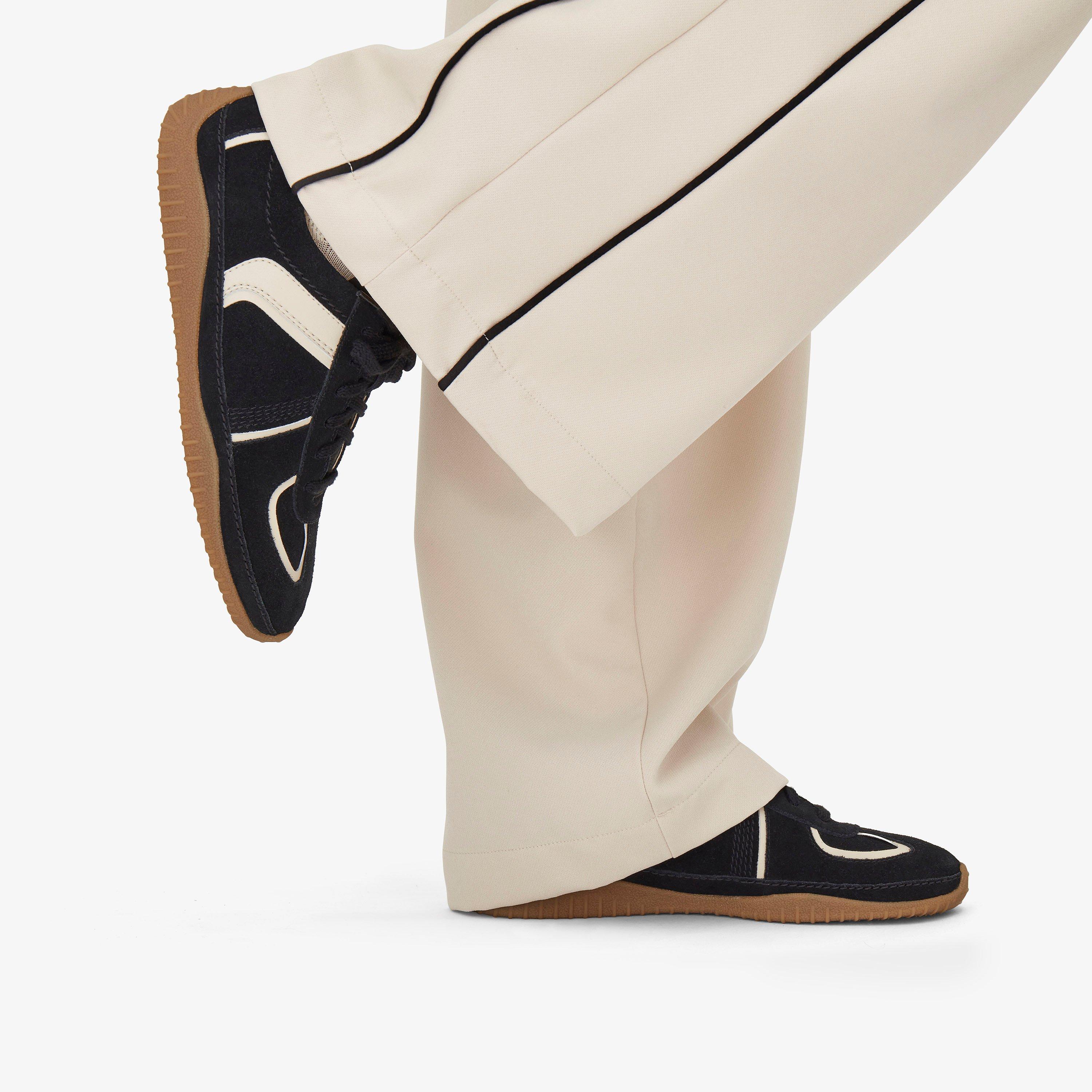 Womens Meridor Lo Black Combination Suede Trainers, Lace Up Shoes ...