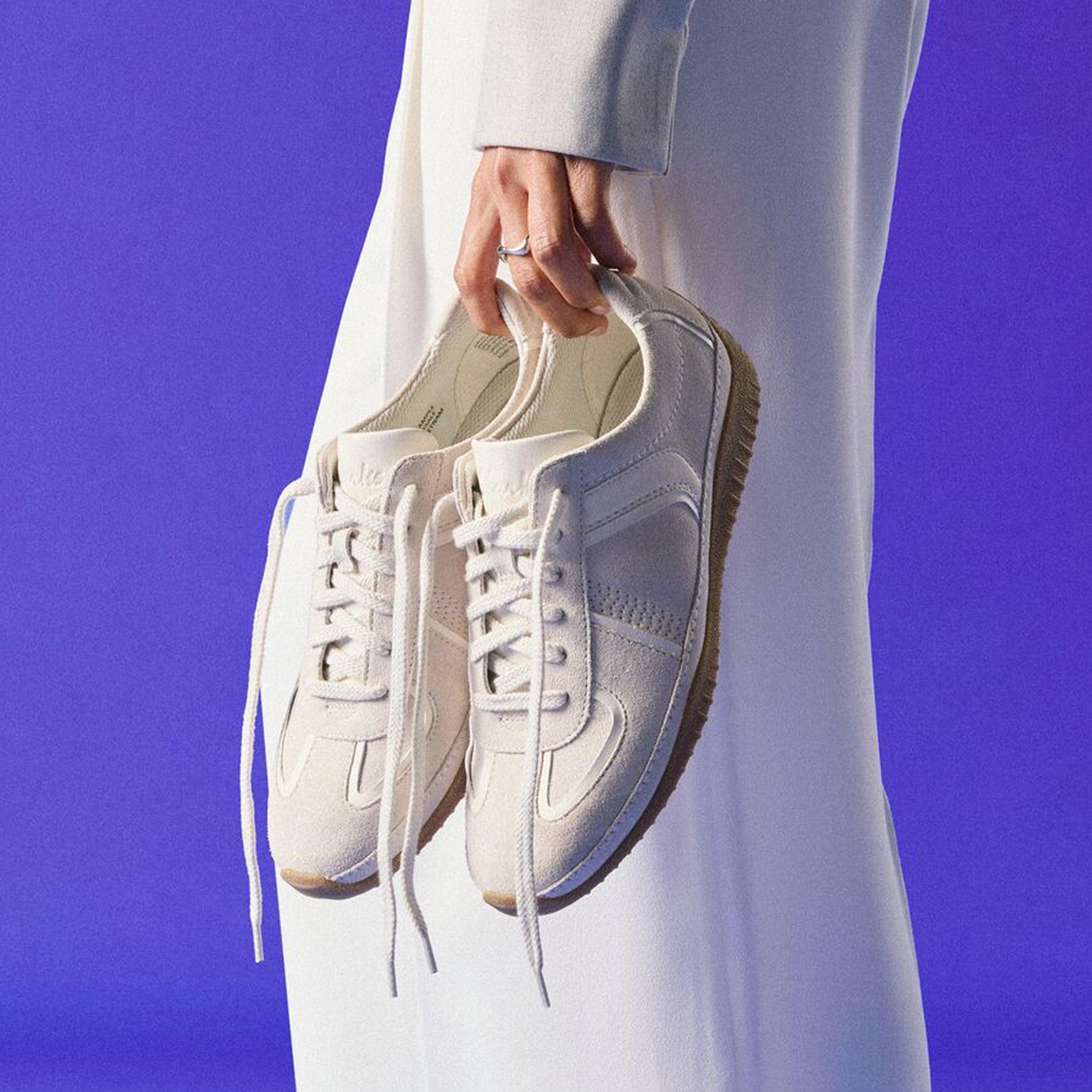 Womens Meridor Lo Off White Combination Trainers, Lace Up Shoes | Clarks UK