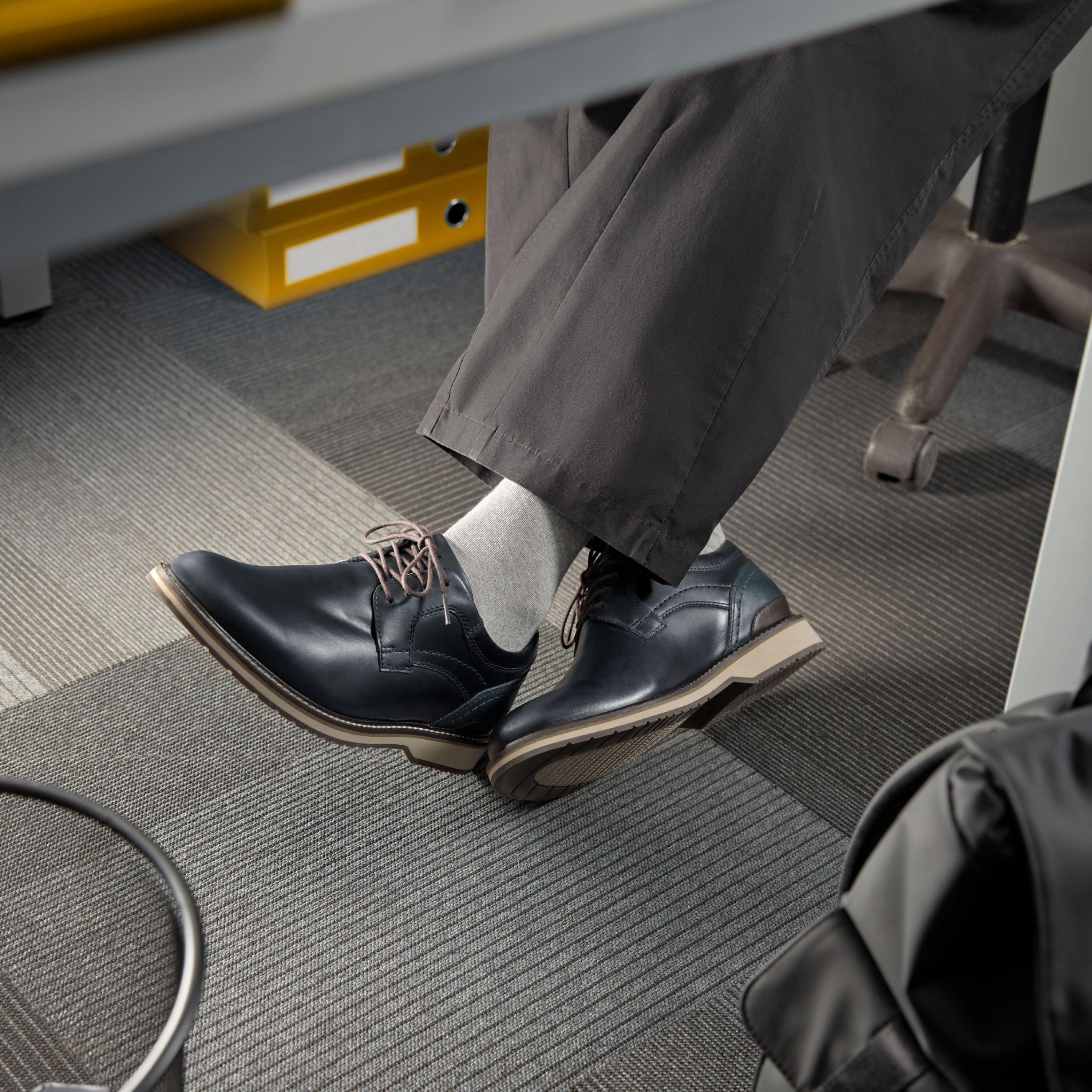 Mens Monahan Plain Navy Oxford Shoes | Clarks