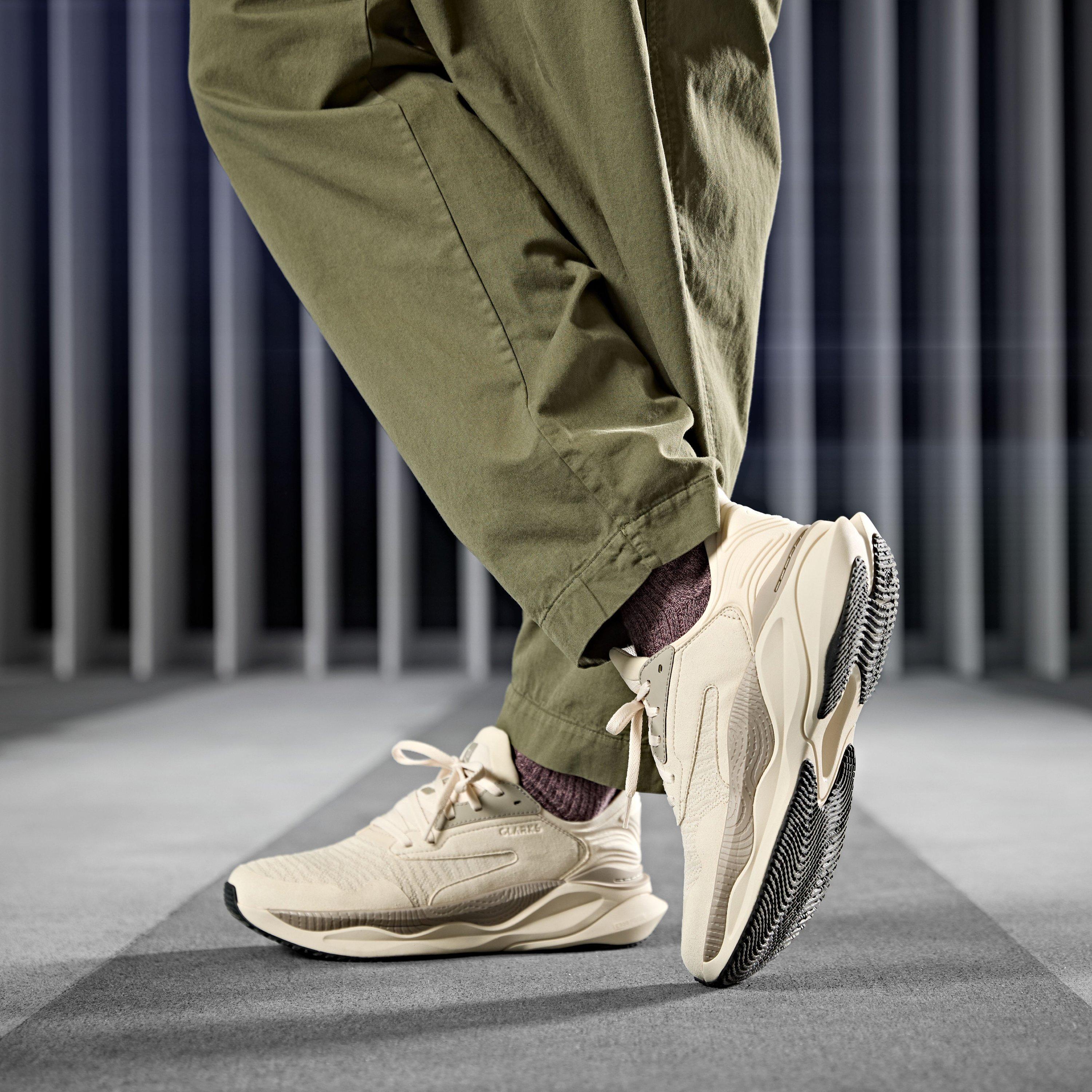 Scarpe da ginnastica da passeggio con lacci da uomo Clarks Pace Off ...