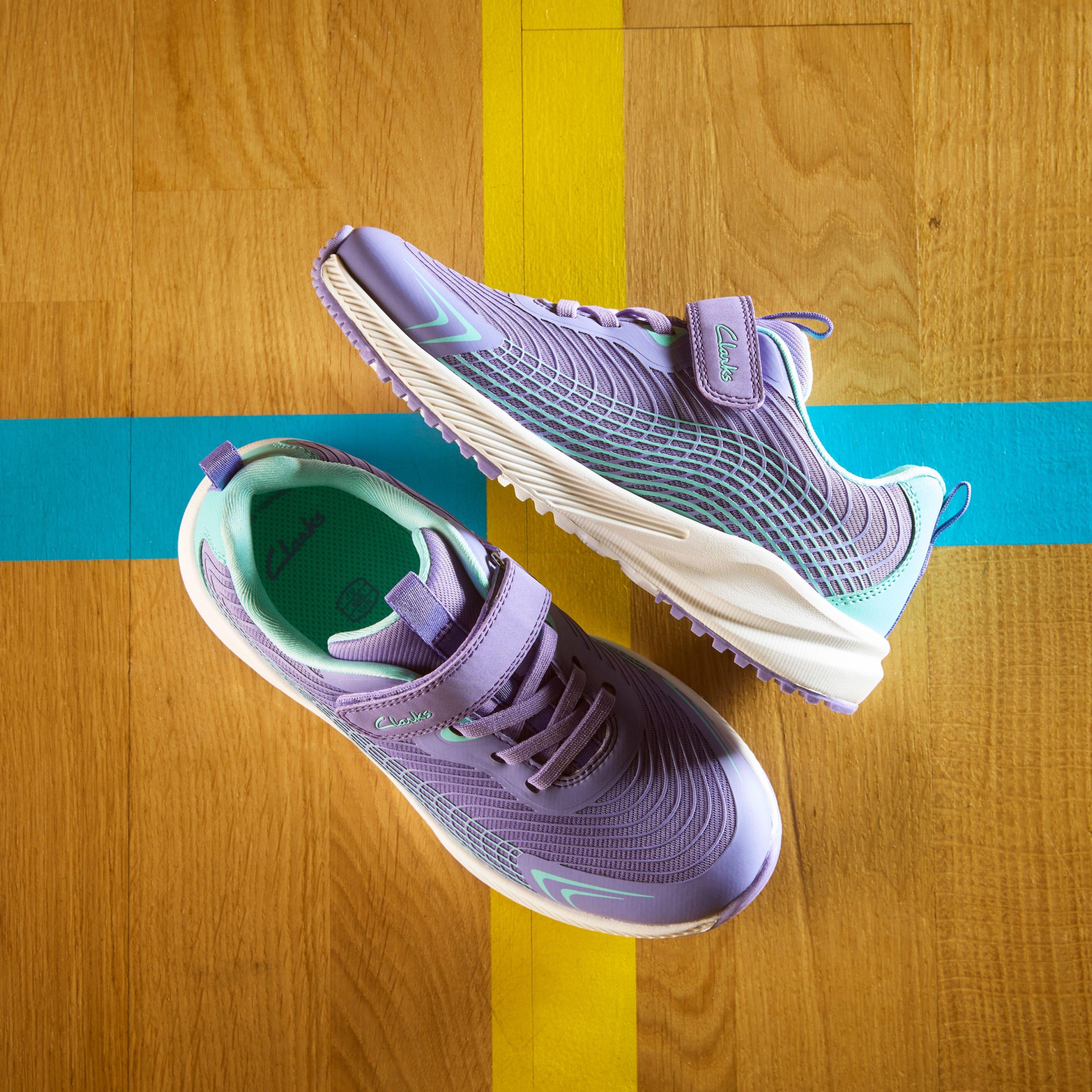 Niños Niñas Niños Unisex Deyes Dash Kid Sintético Púrpura Zapatillas con Cinta Adhesiva | Clarks