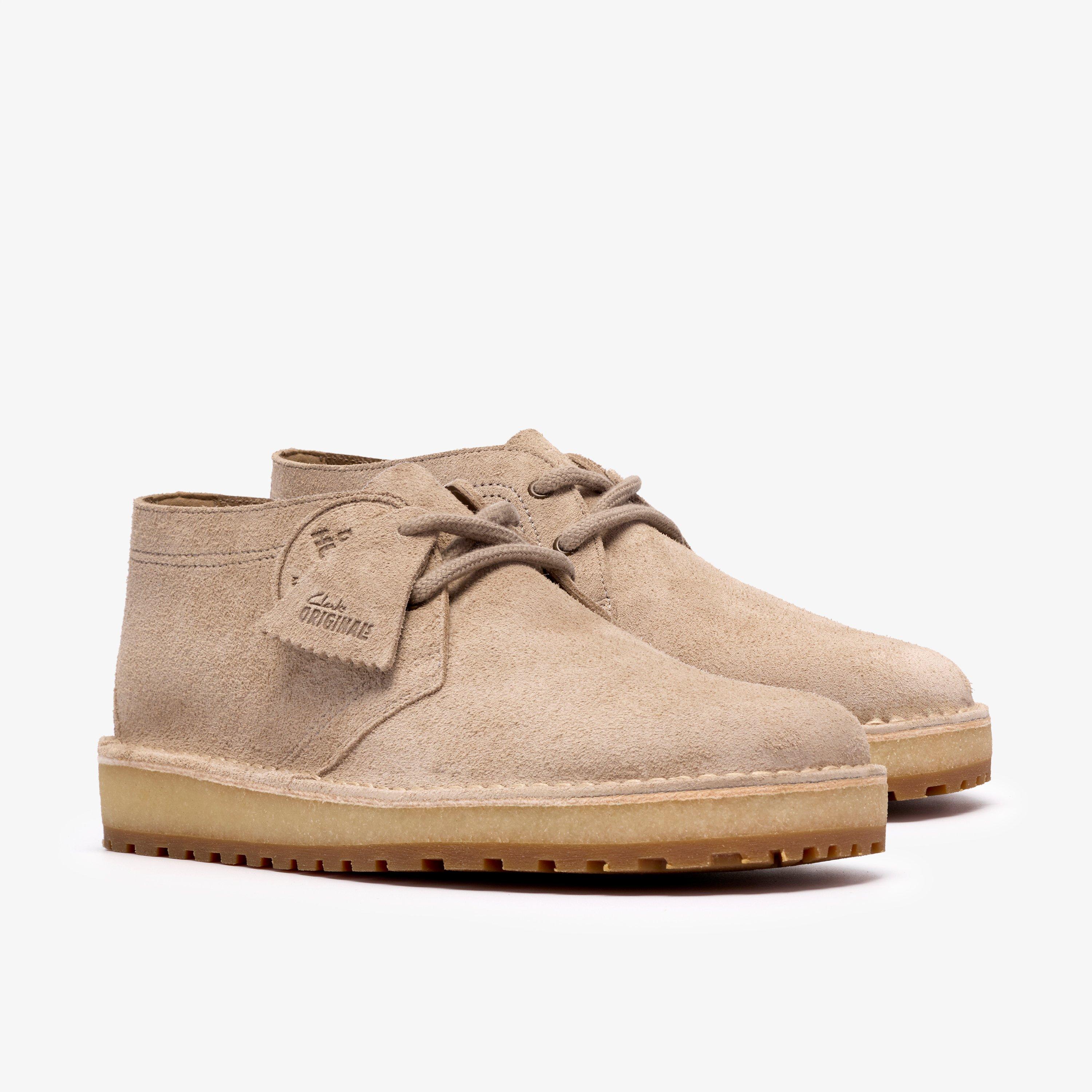 Mens Desert Hunter Sand Suede Ankle Boots Lace Up | Clarks IE