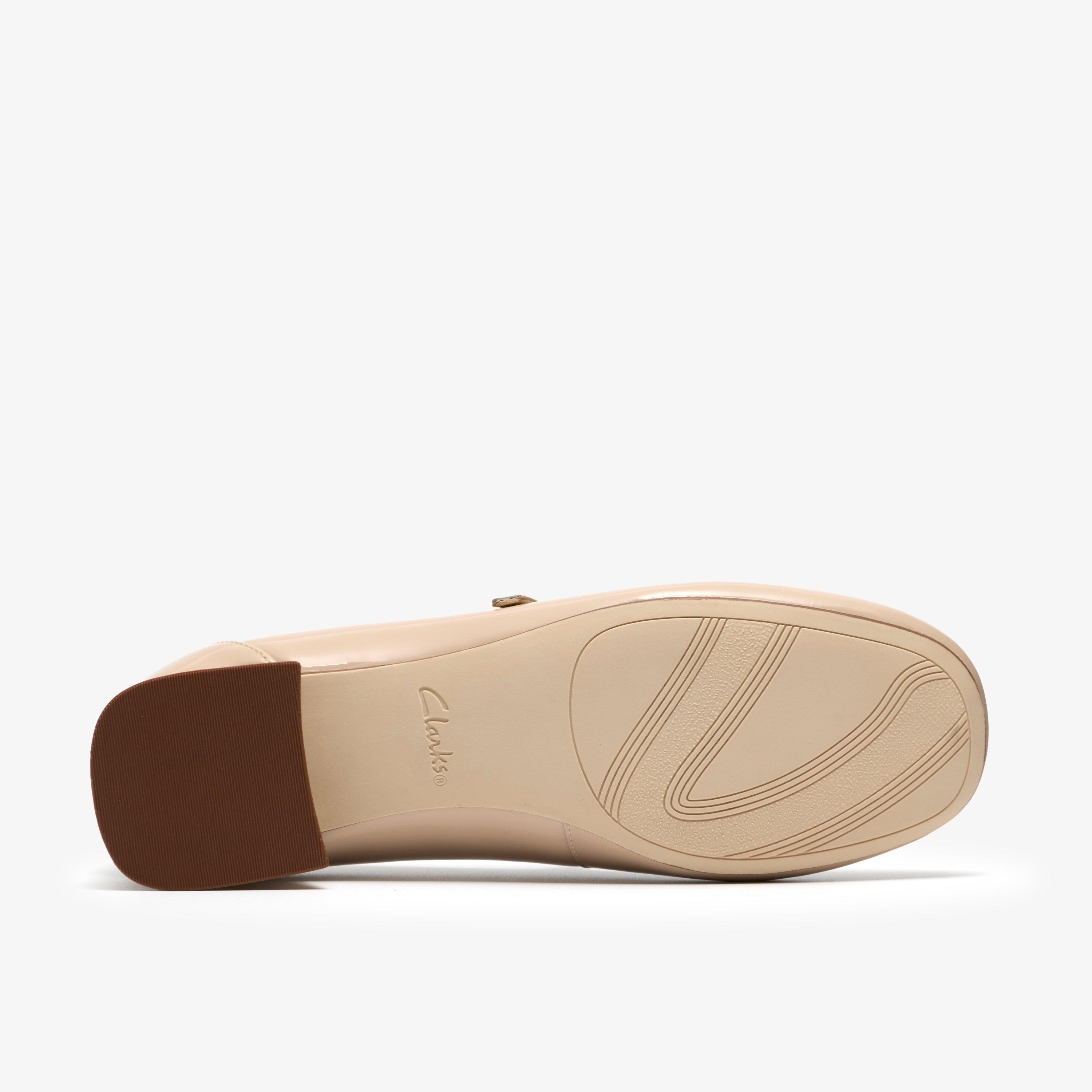 Womens Daiss30 Bar Beige Patent Bar Shoes | Clarks