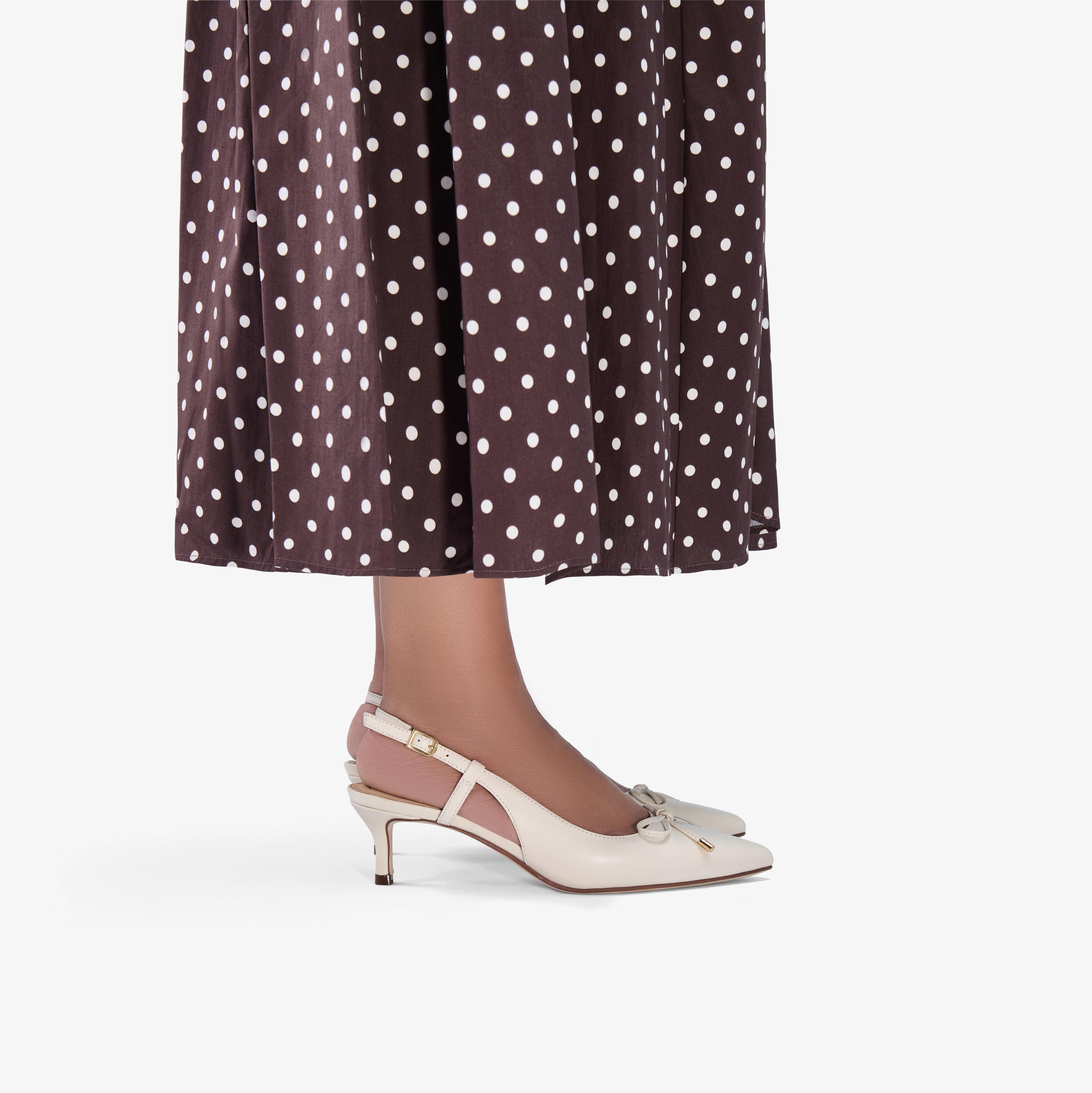 Womens Zarey Bow Cream Leather Pumps | Clarks