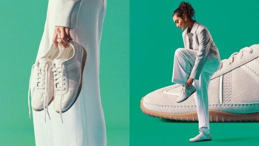 Girls Lock Magic Kid Black Patent Bar Shoes | Clarks UK