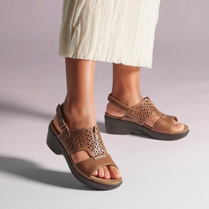 Women's Clarks Shoes & Footwear | Sandals, Shoes, Boots & Accessories