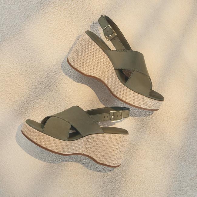 Site officiel de Clarks® Shoes | Achetez des chaussures pour hommes ...