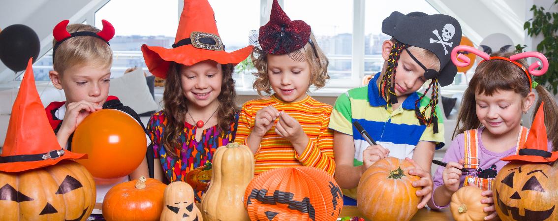 How to host a spooky Halloween party for kids | Currys