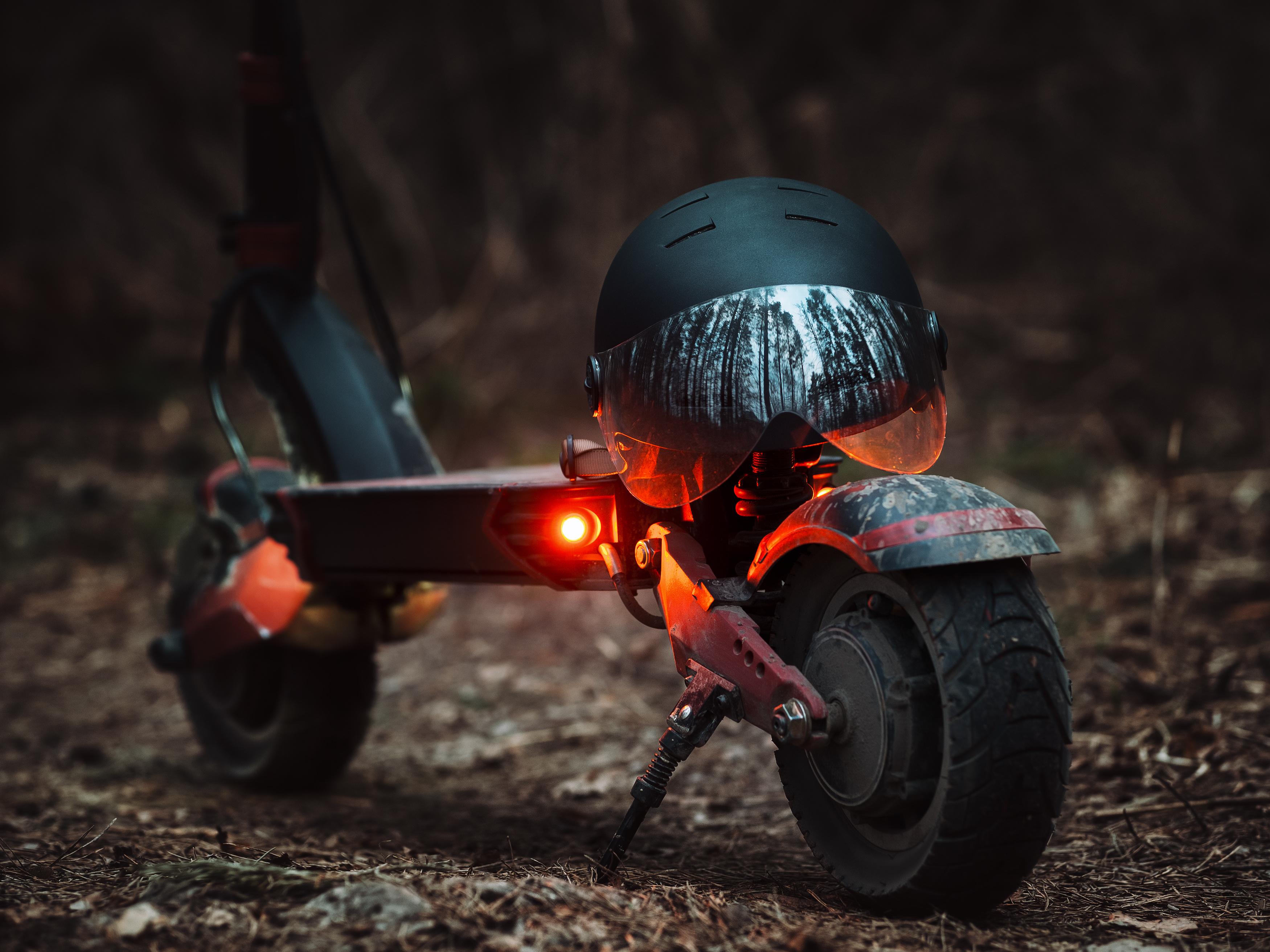 What accessories do I need for my e-scooter? | Currys
