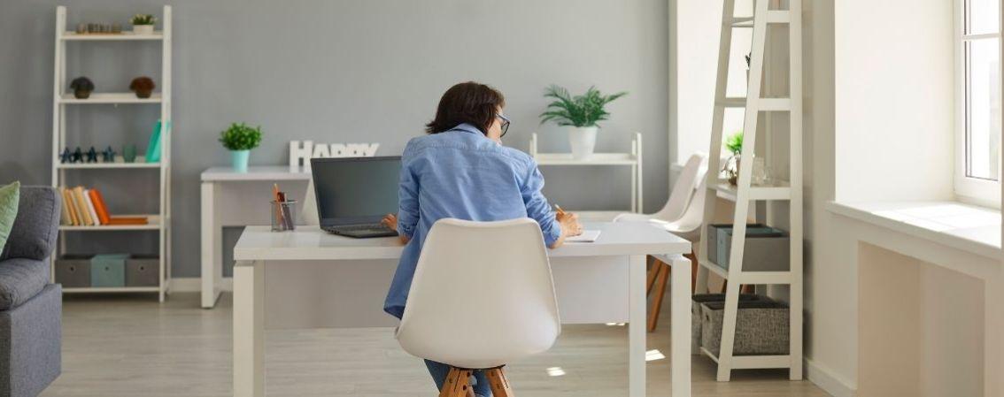 Our top all rounder student laptops | CurrysIE