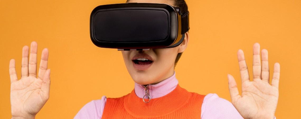 What is Virtual Reality and the best VR headset for me | Currys