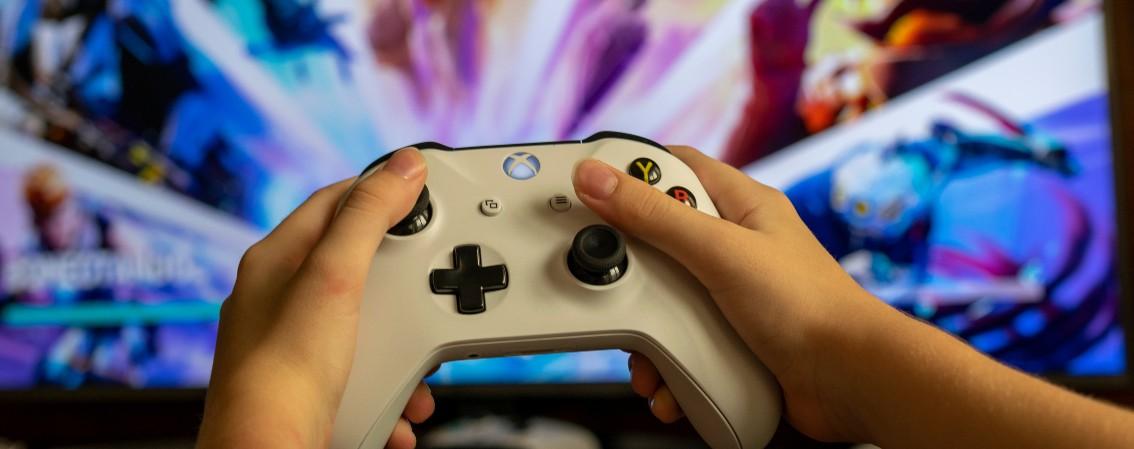 Play Xbox 360 games on your Xbox One | Currys