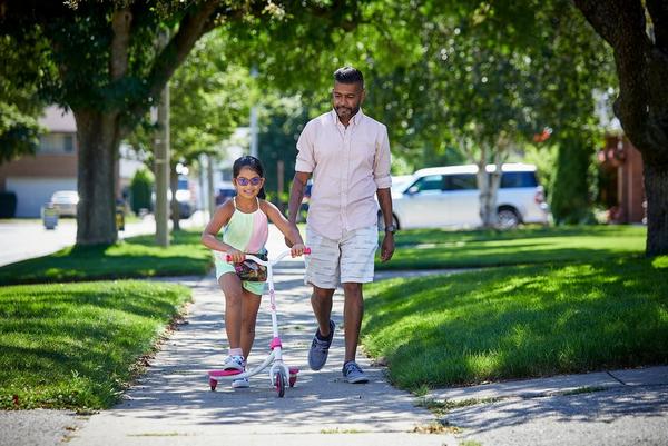Comment ce duo père-fille contrôle le diabète avec la SCG Dexcom et ...
